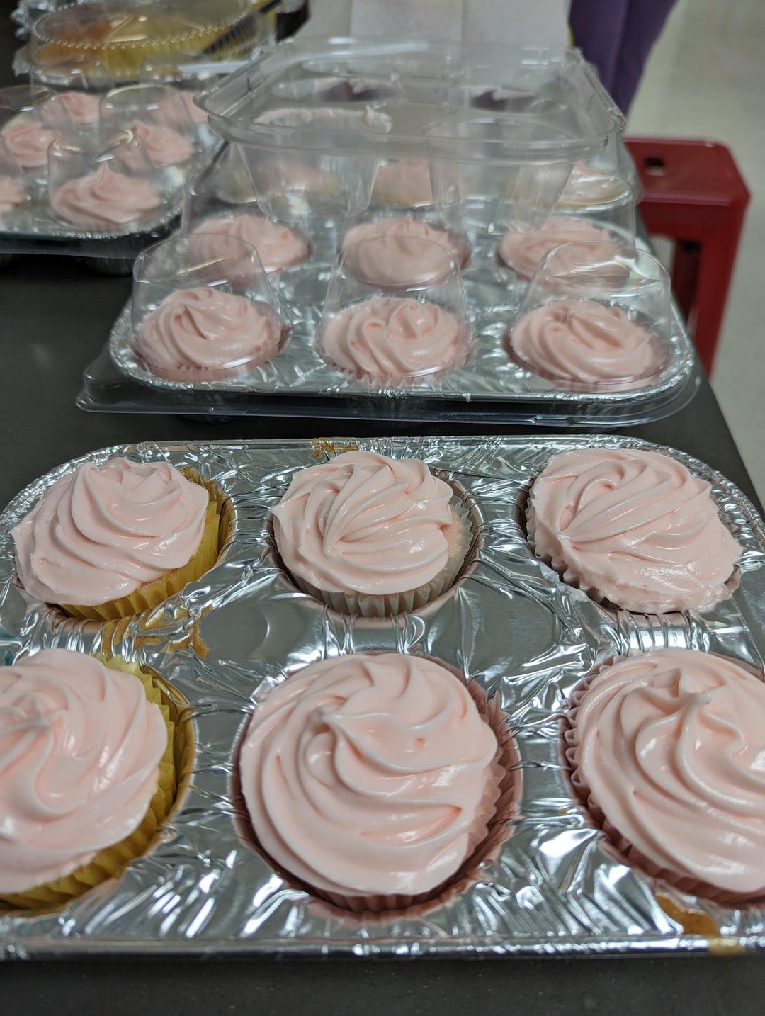 Pink Champagne Cupcakes for a work potluck - Dining and Cooking