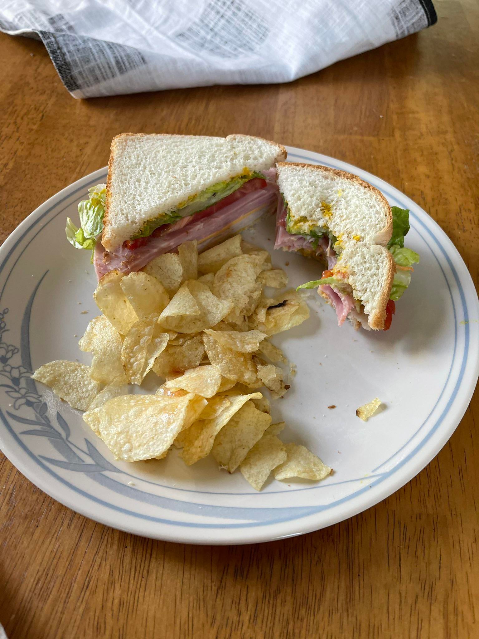 A classic ham sandwich with chips - Dining and Cooking