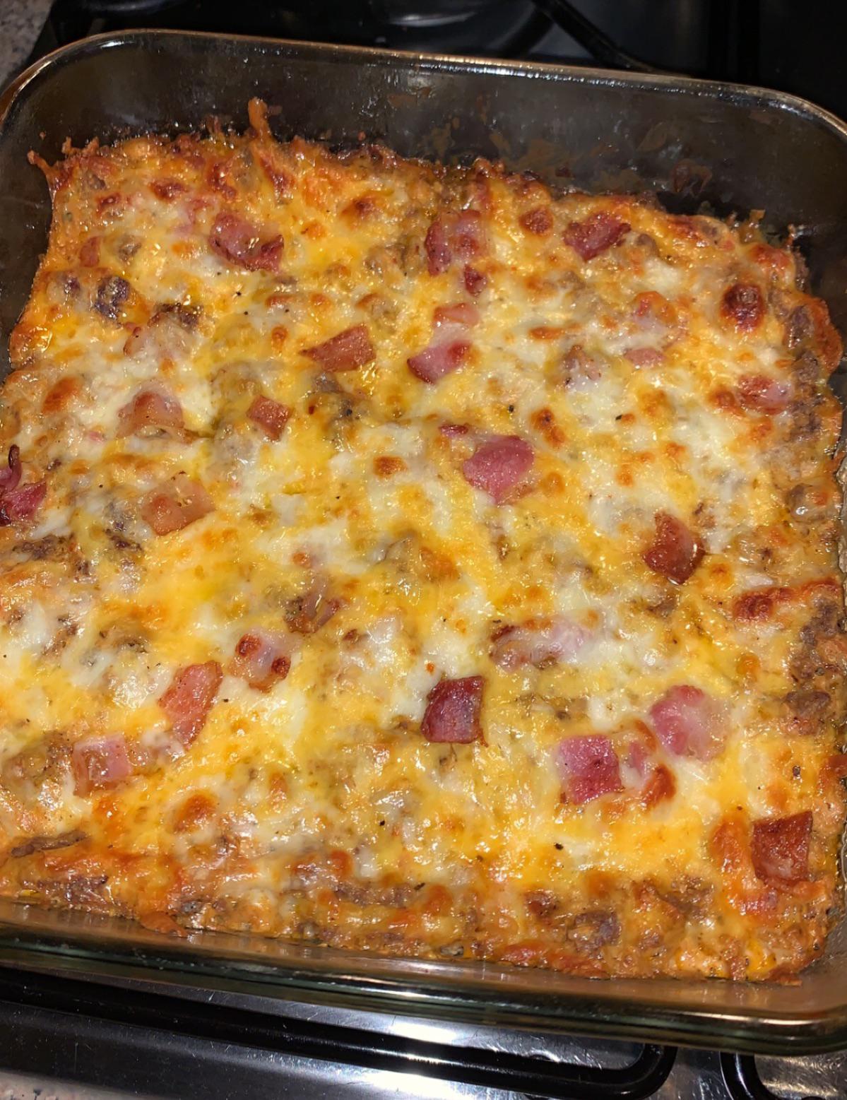 Easy Cheeseburger Casserole! - Dining and Cooking