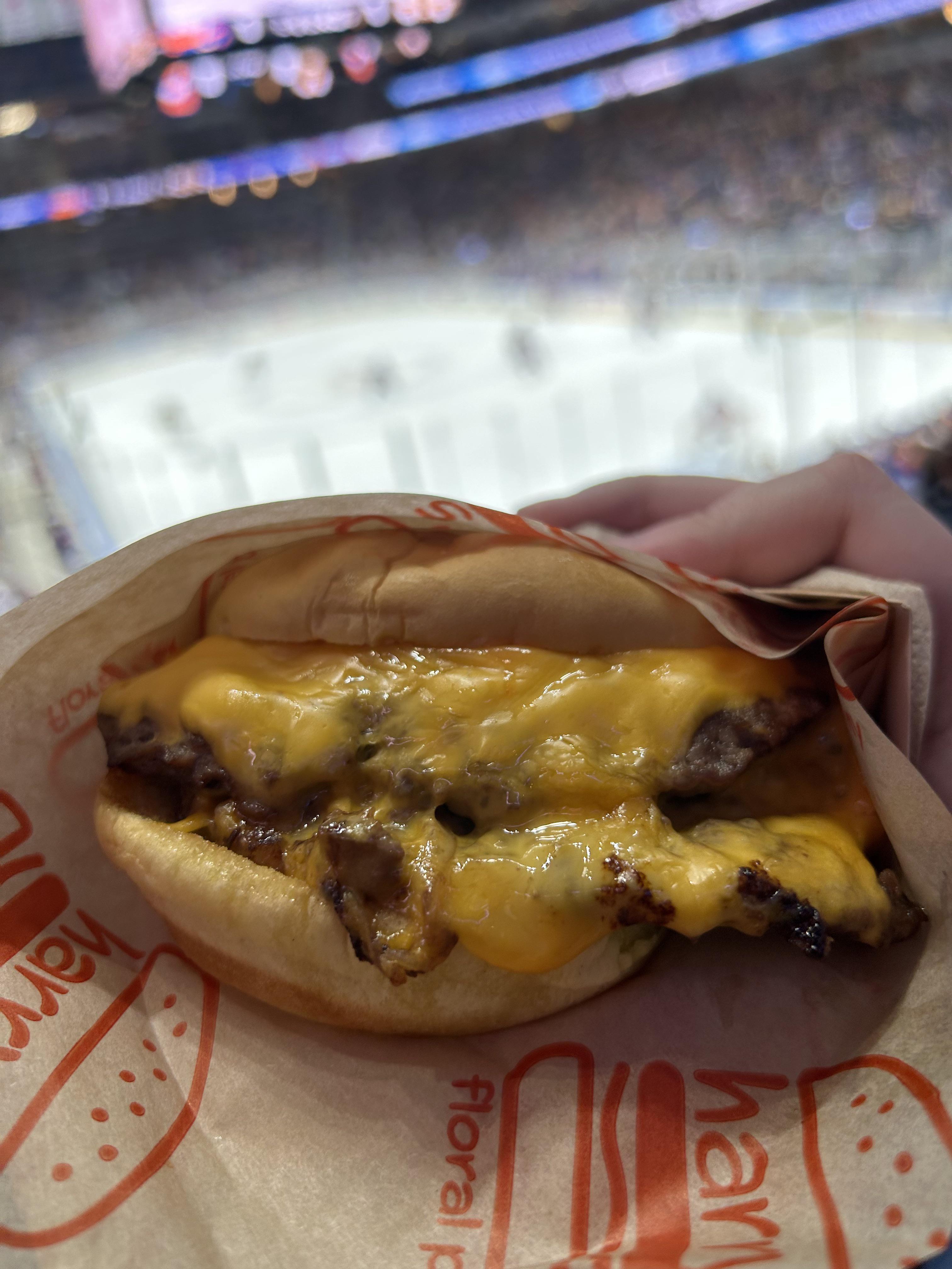 Sneaky good smashburger at the NY Islanders game from Harry's Burgers ...