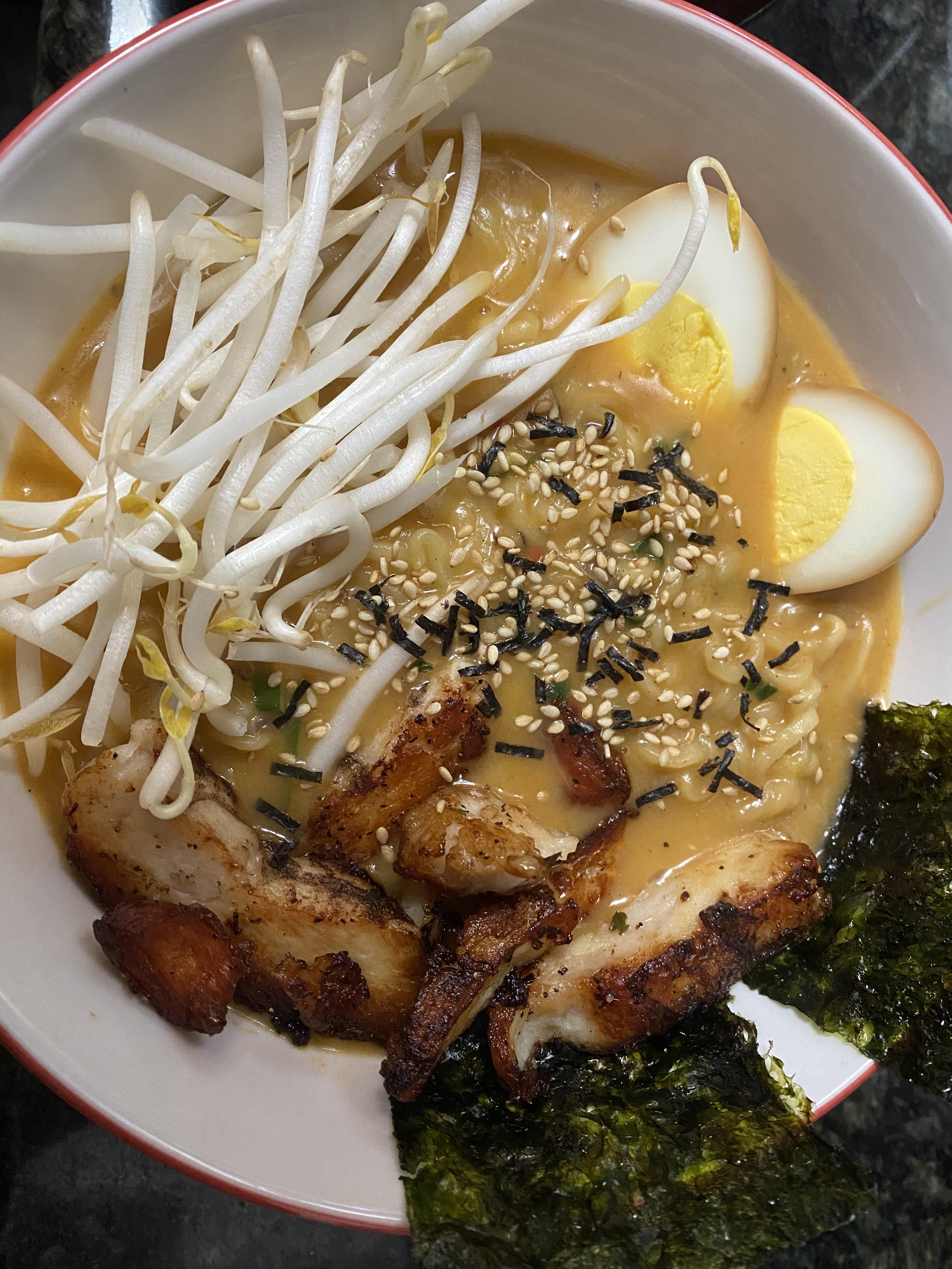 a bowl of (instant) ramen on a rainy day is the best - Dining and Cooking