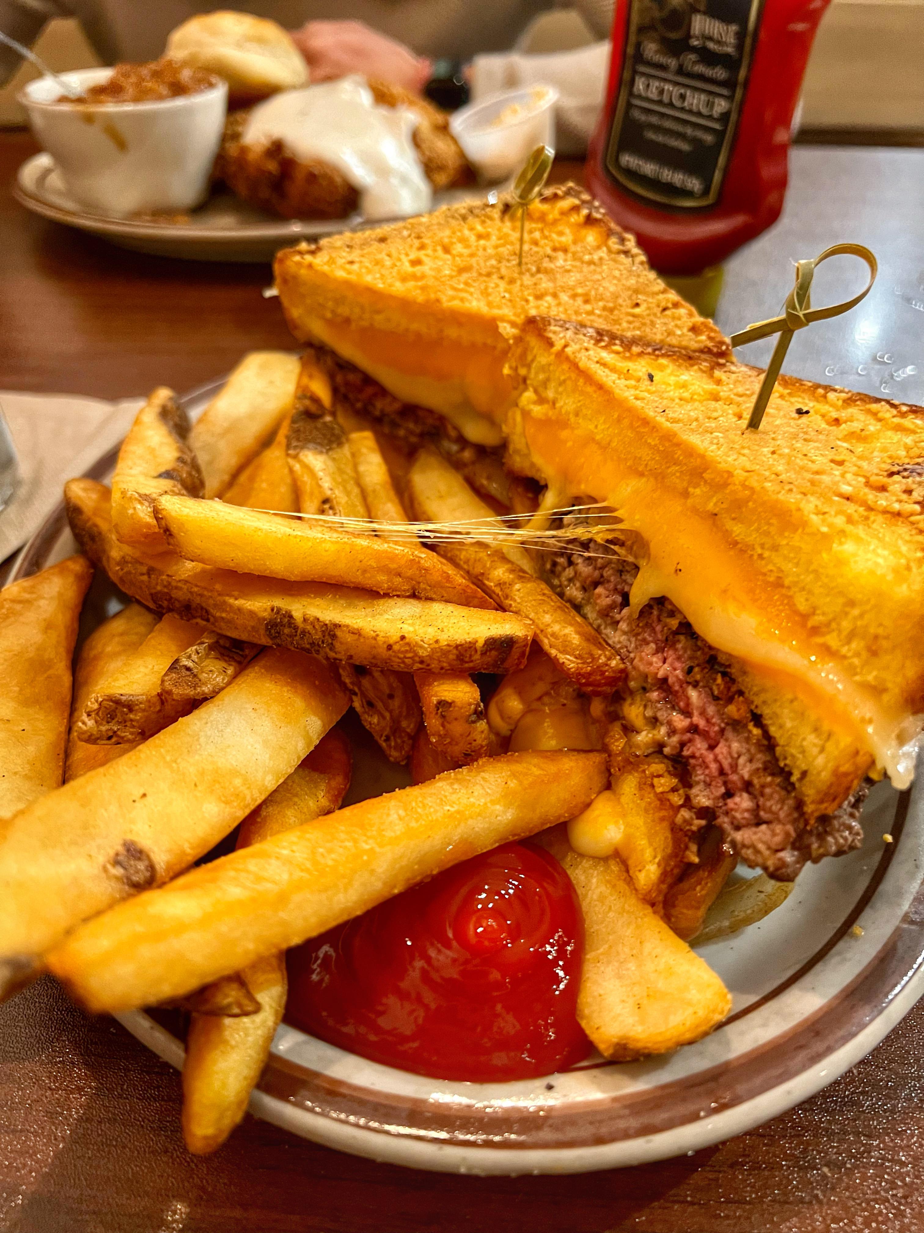 Grilled Cheese buns on the CPR Burger from Tim's Kitchen in WA - Dining ...