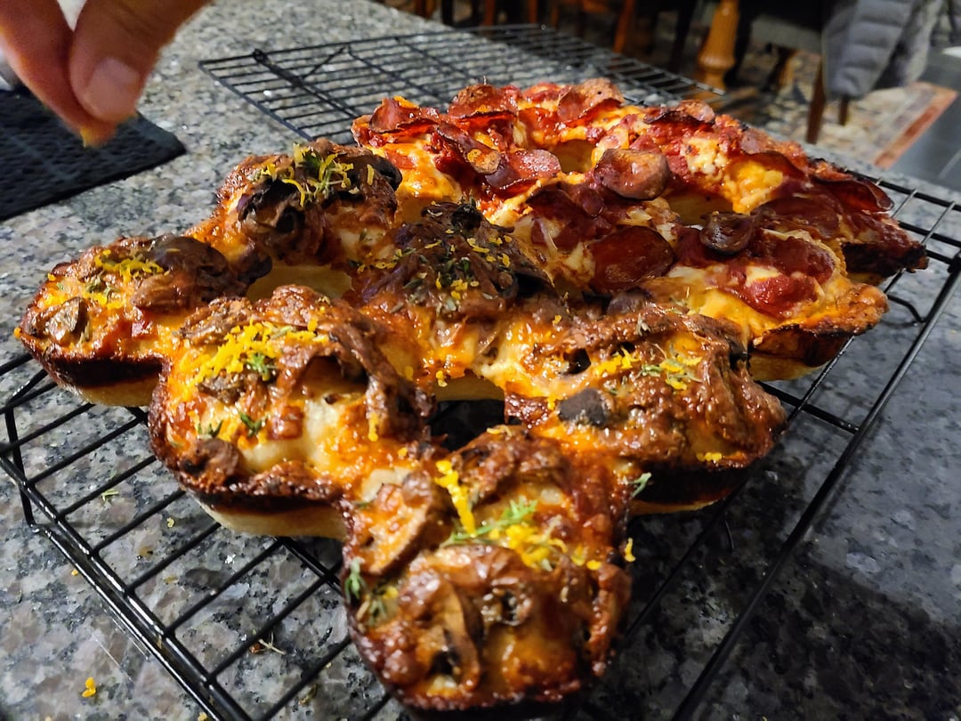 1 DS pie, 48 crusty edges - Dining and Cooking