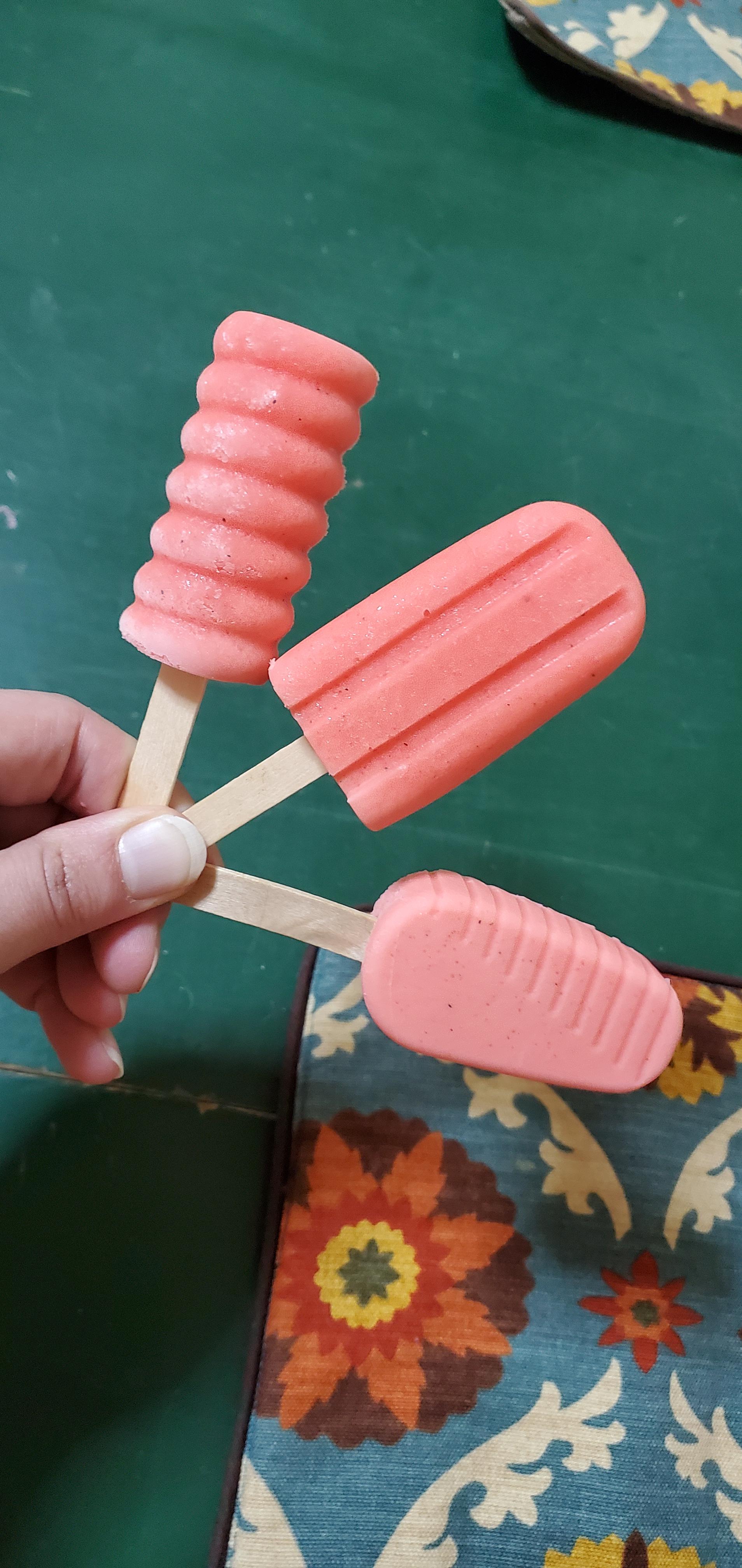 [Homemade] strawberry cream pops - Dining and Cooking