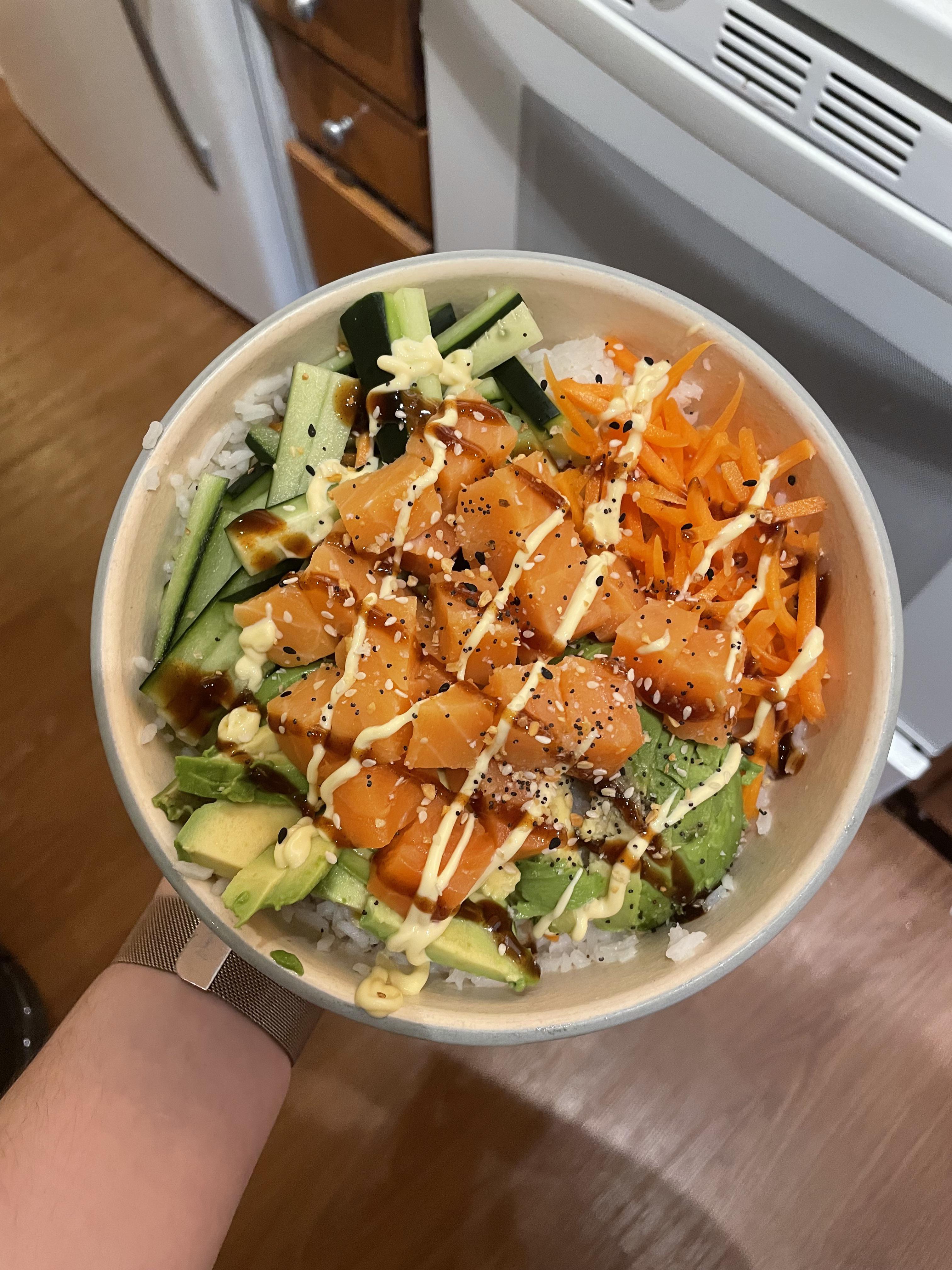 Homemade poke bowl (~550 cal) - Dining and Cooking