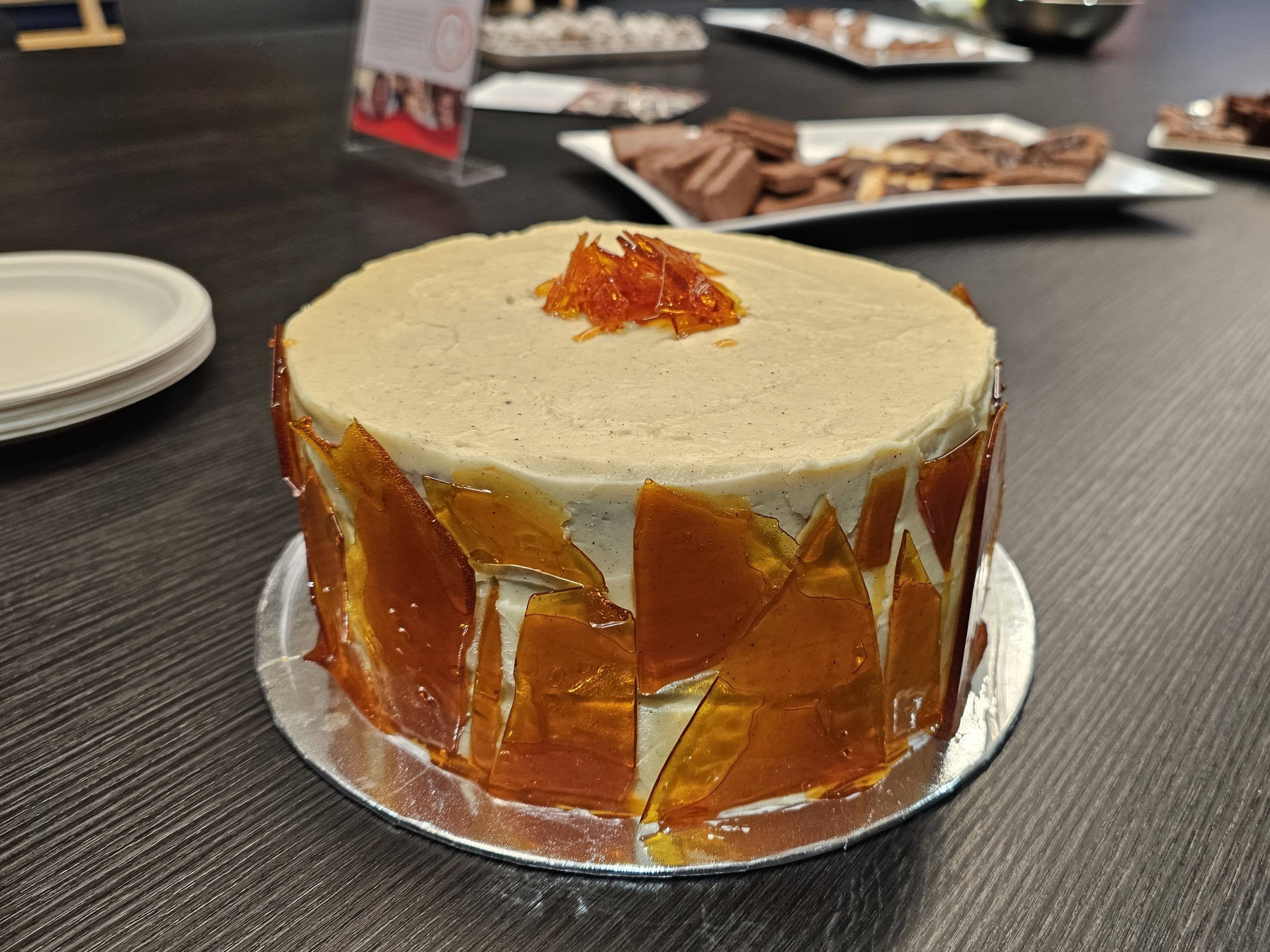 [Homemade] Pumpkin Cake with Spiced Cream Cheese Frosting and Toffee ...