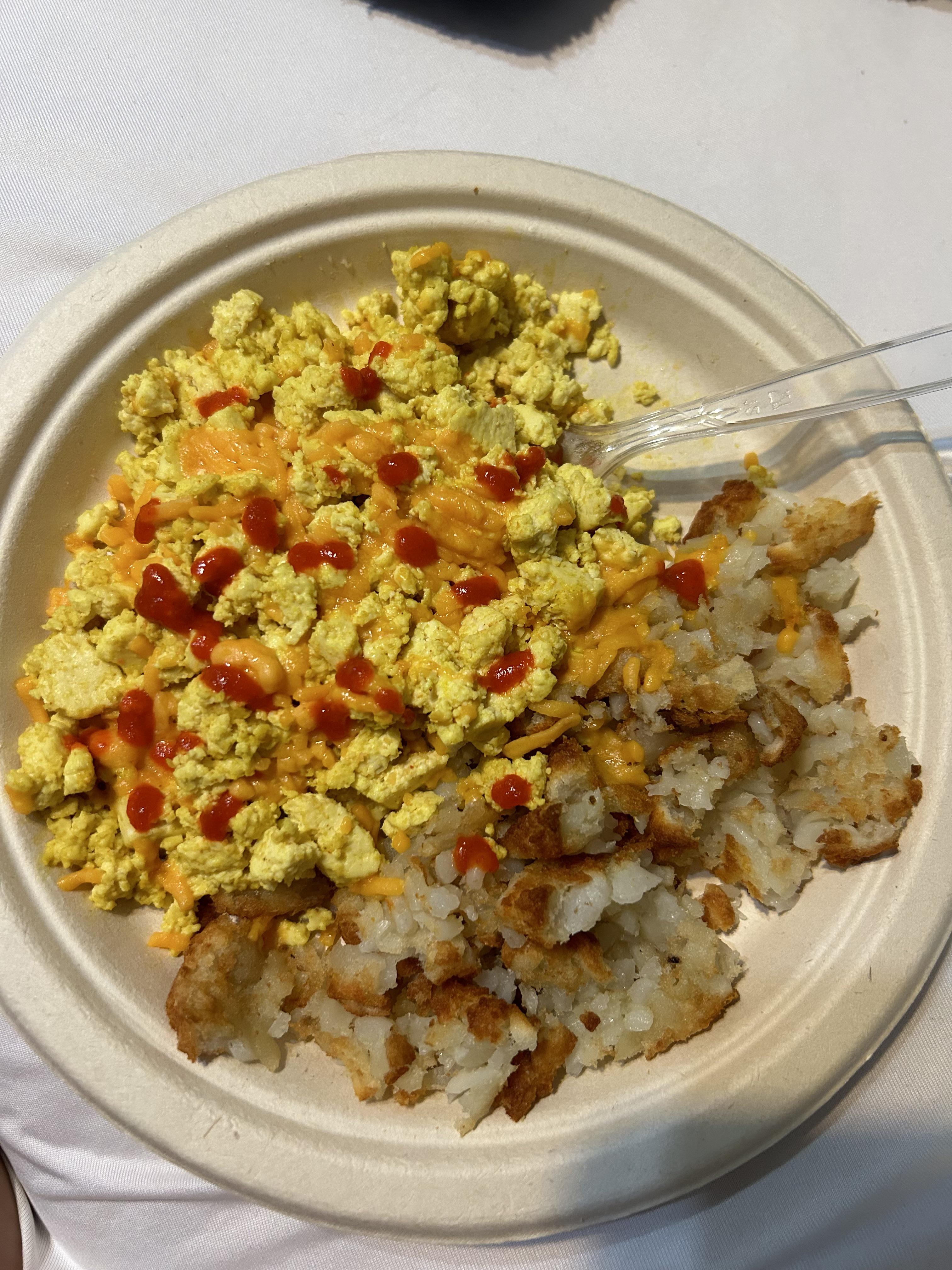 Cheesy Tofu Scramble w Sriracha - Dining and Cooking