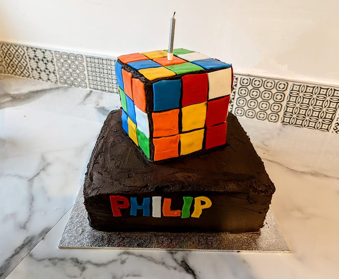 Rubik's cube cake for a friend - Dining and Cooking