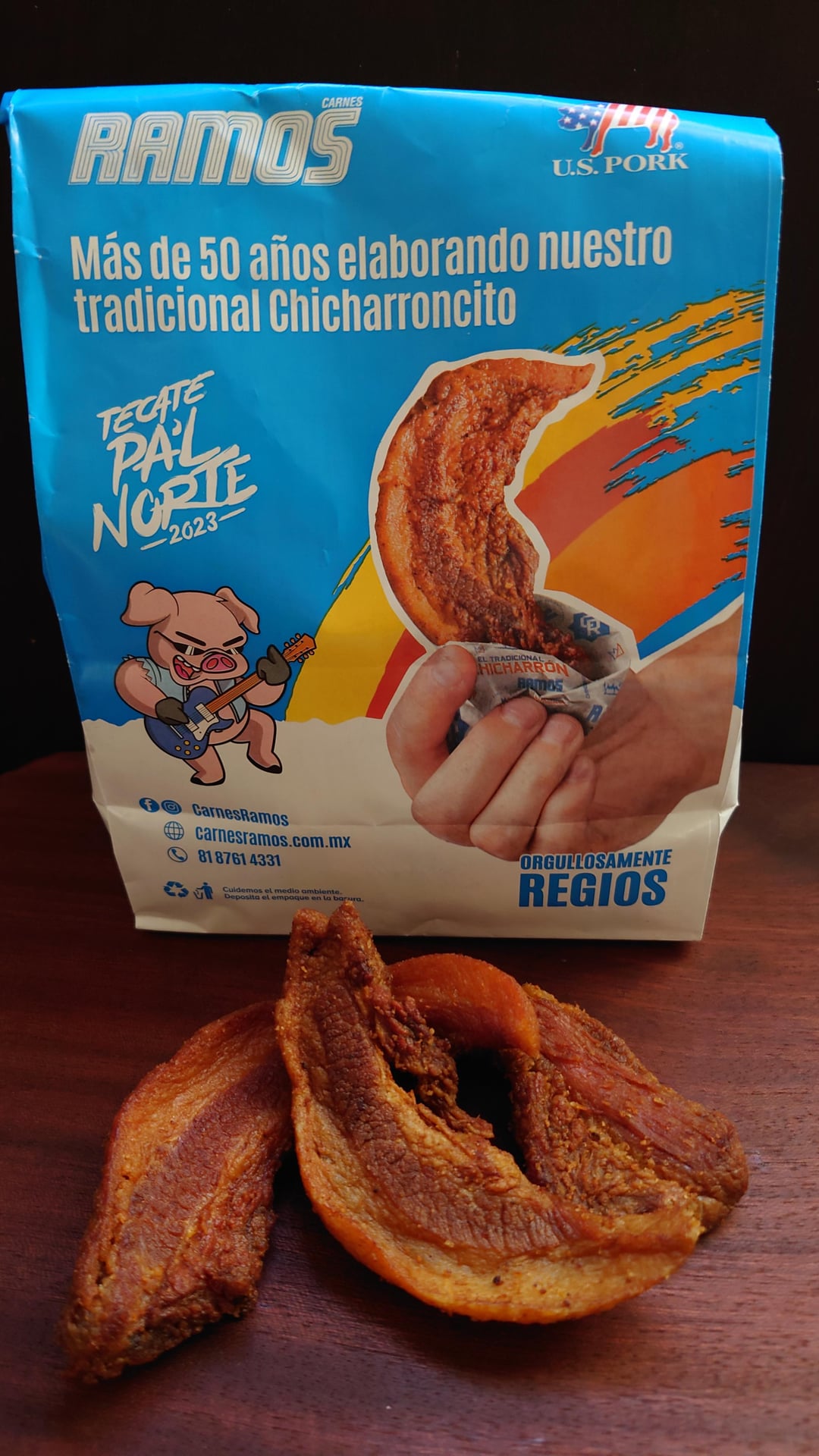 Chicharrón Regio - Dining and Cooking