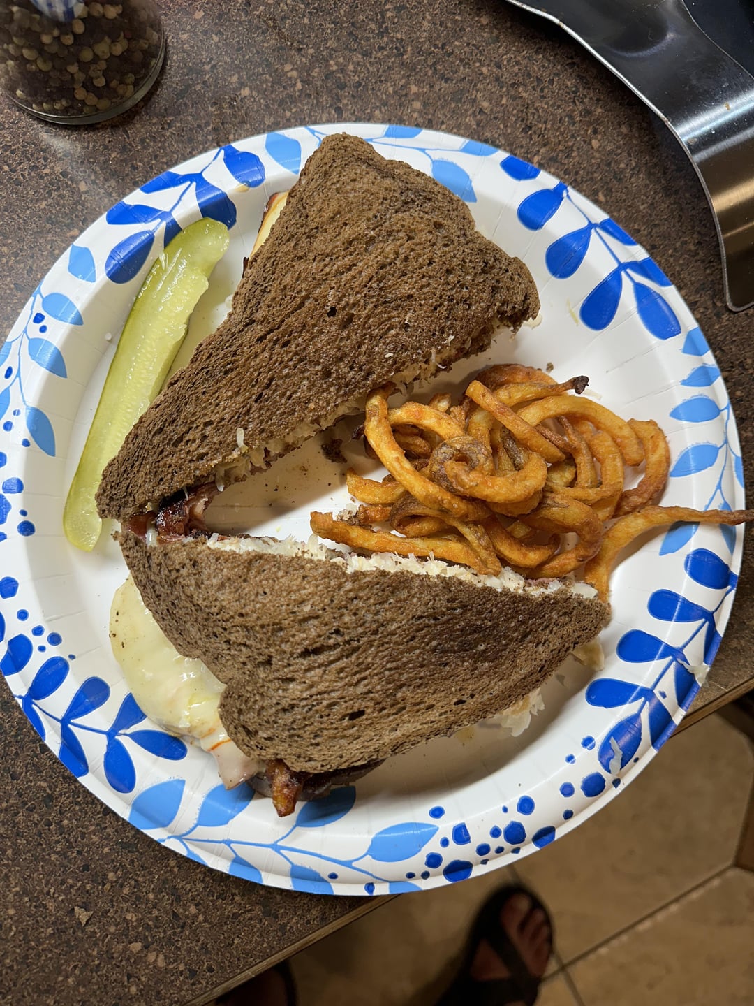 I tried a ham Reuban. Dark rye, black forest ham, Duke's Mayo, local ...