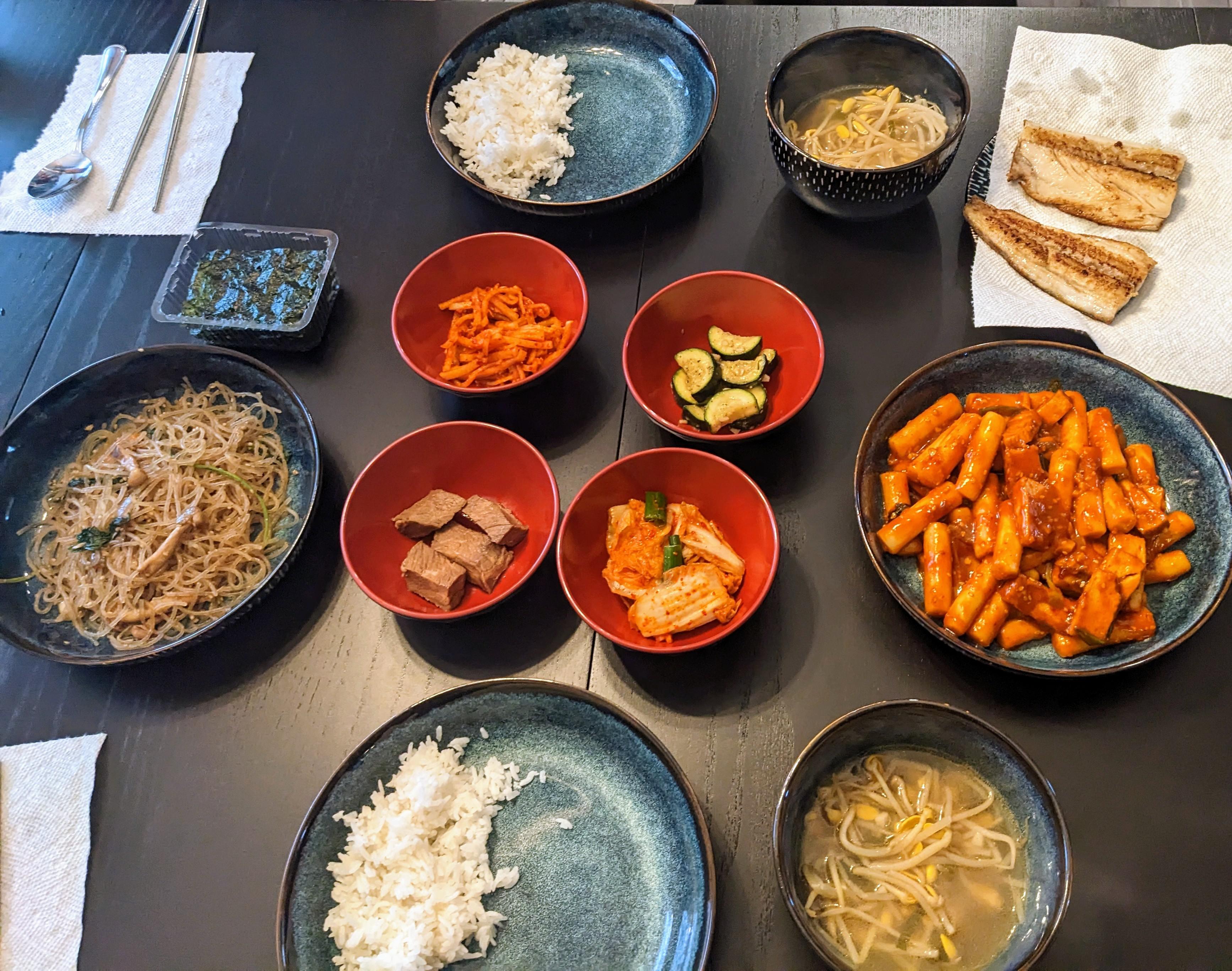 Kong Namul guk with my favorite banchan - Dining and Cooking