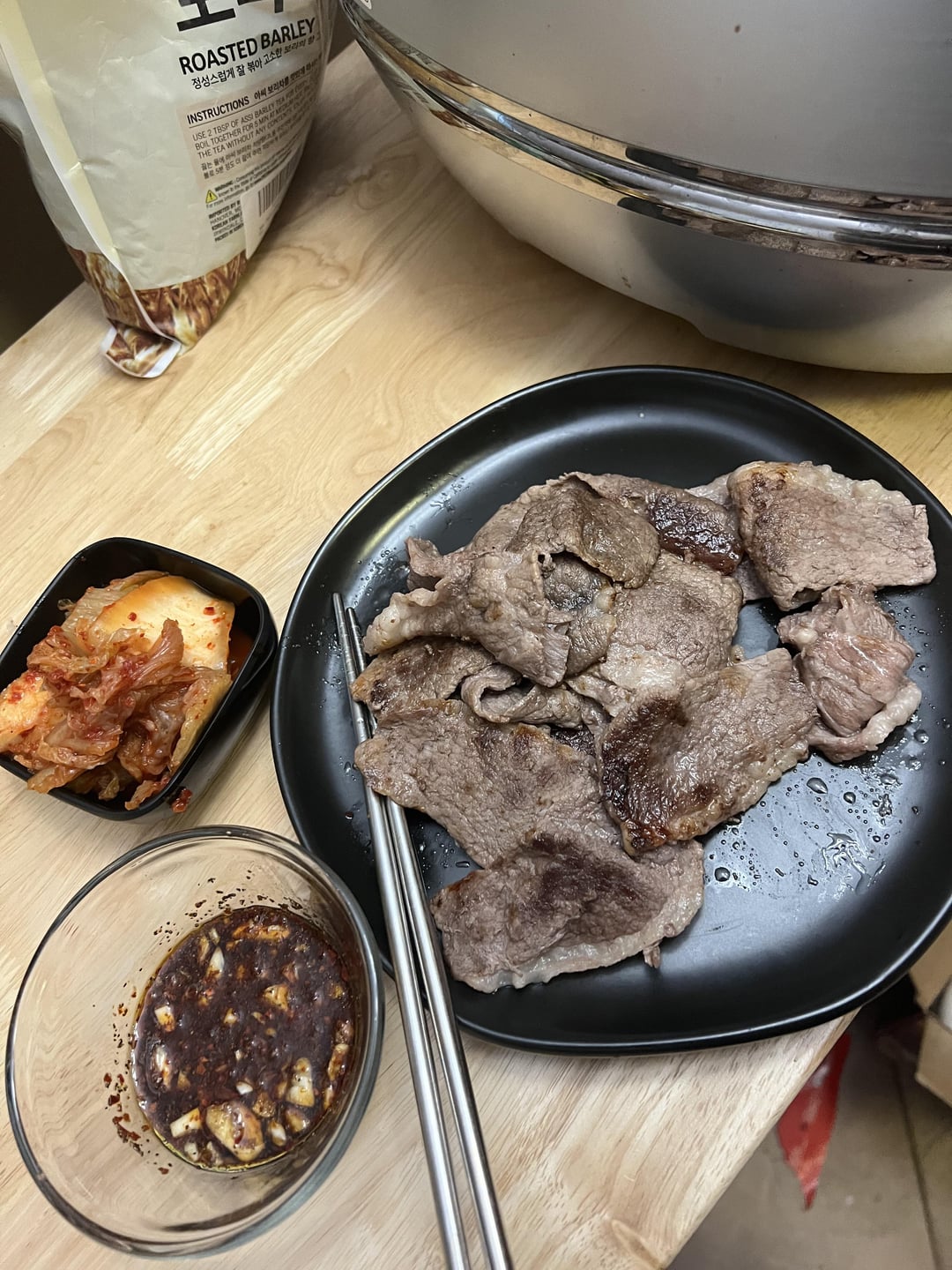 Just a quick simple night for Chadol Baegi at home - Dining and Cooking