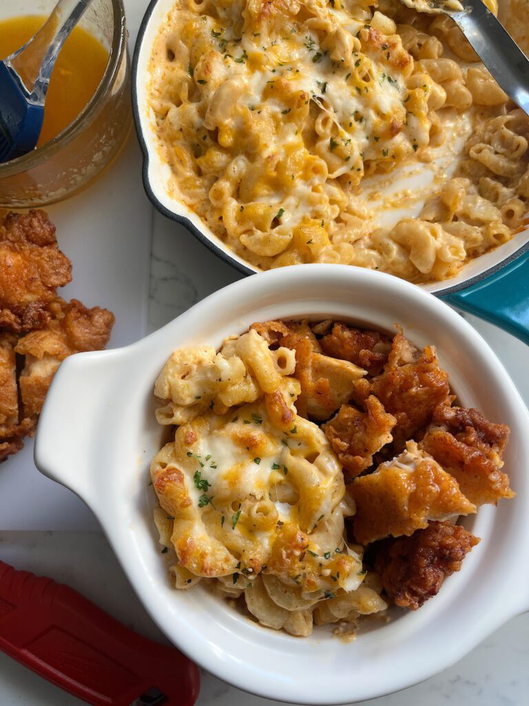 Dinner for my boyfriend tonight! Oven baked Mac and cheese + honey hot ...