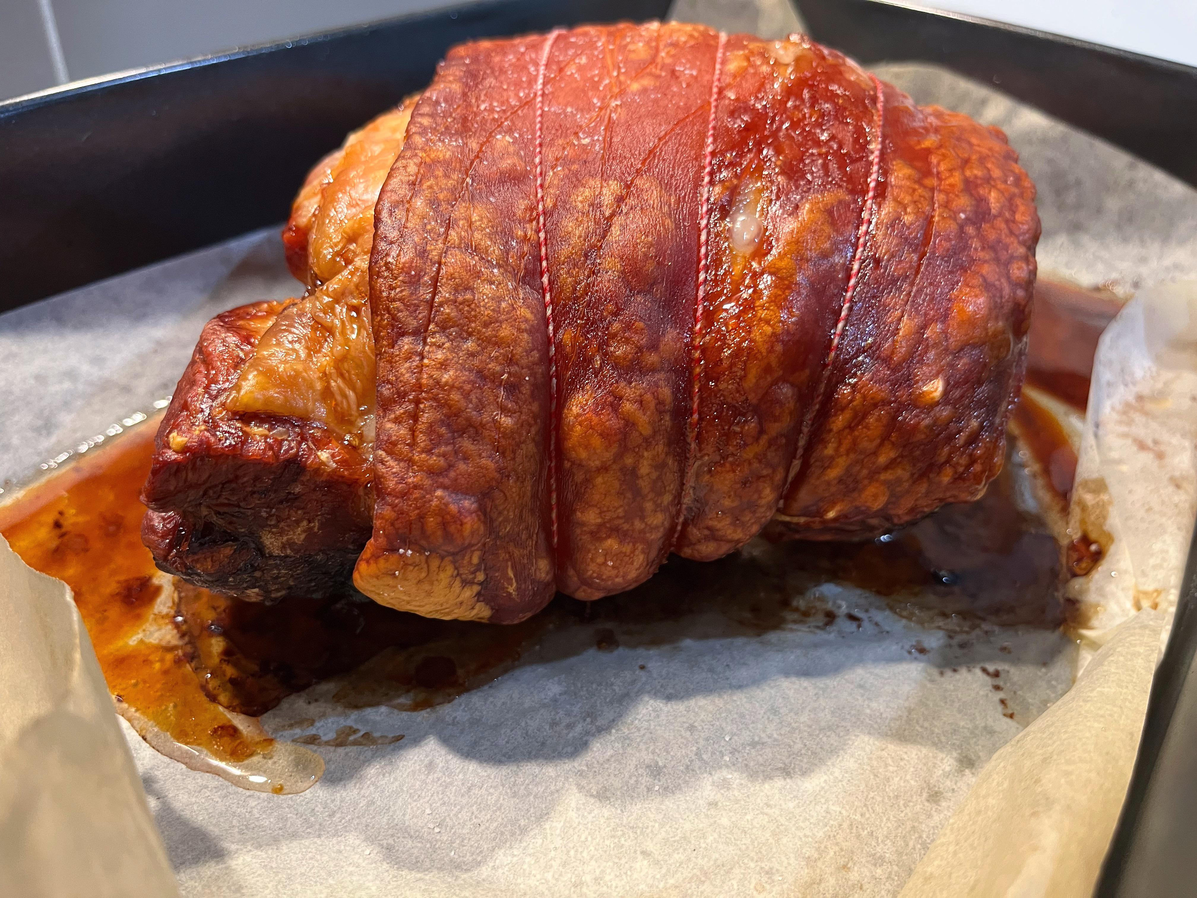 Pork leg Roast - Dining and Cooking