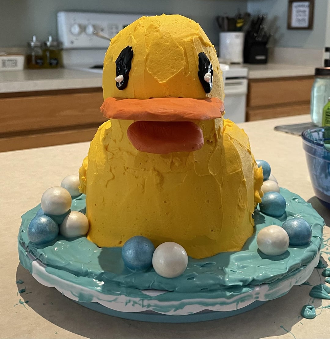 Rubber ducky cake - Dining and Cooking