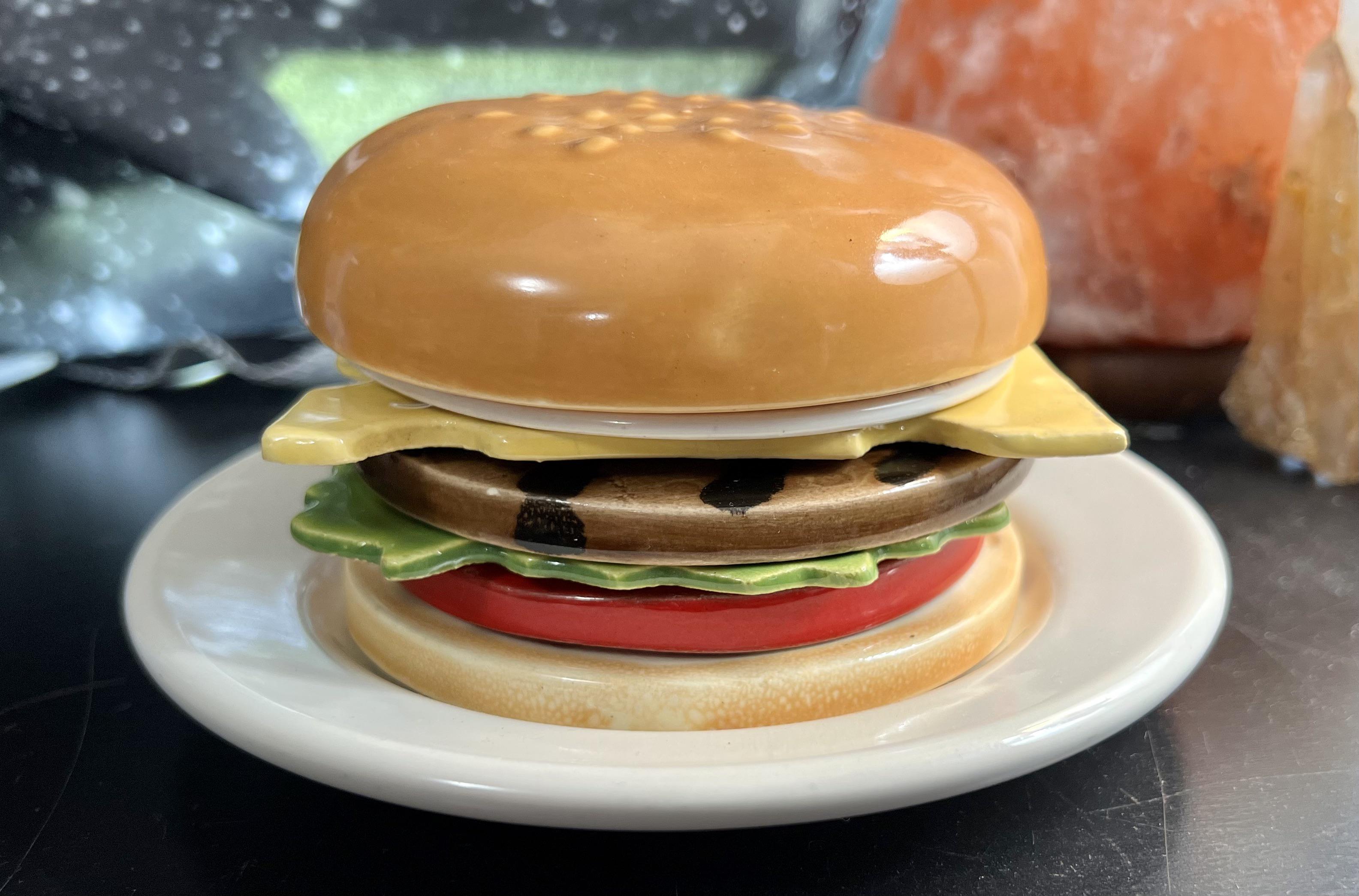 Styled my vintage burger coasters the In-N-Out way lol 🍔🤓 - Dining and ...