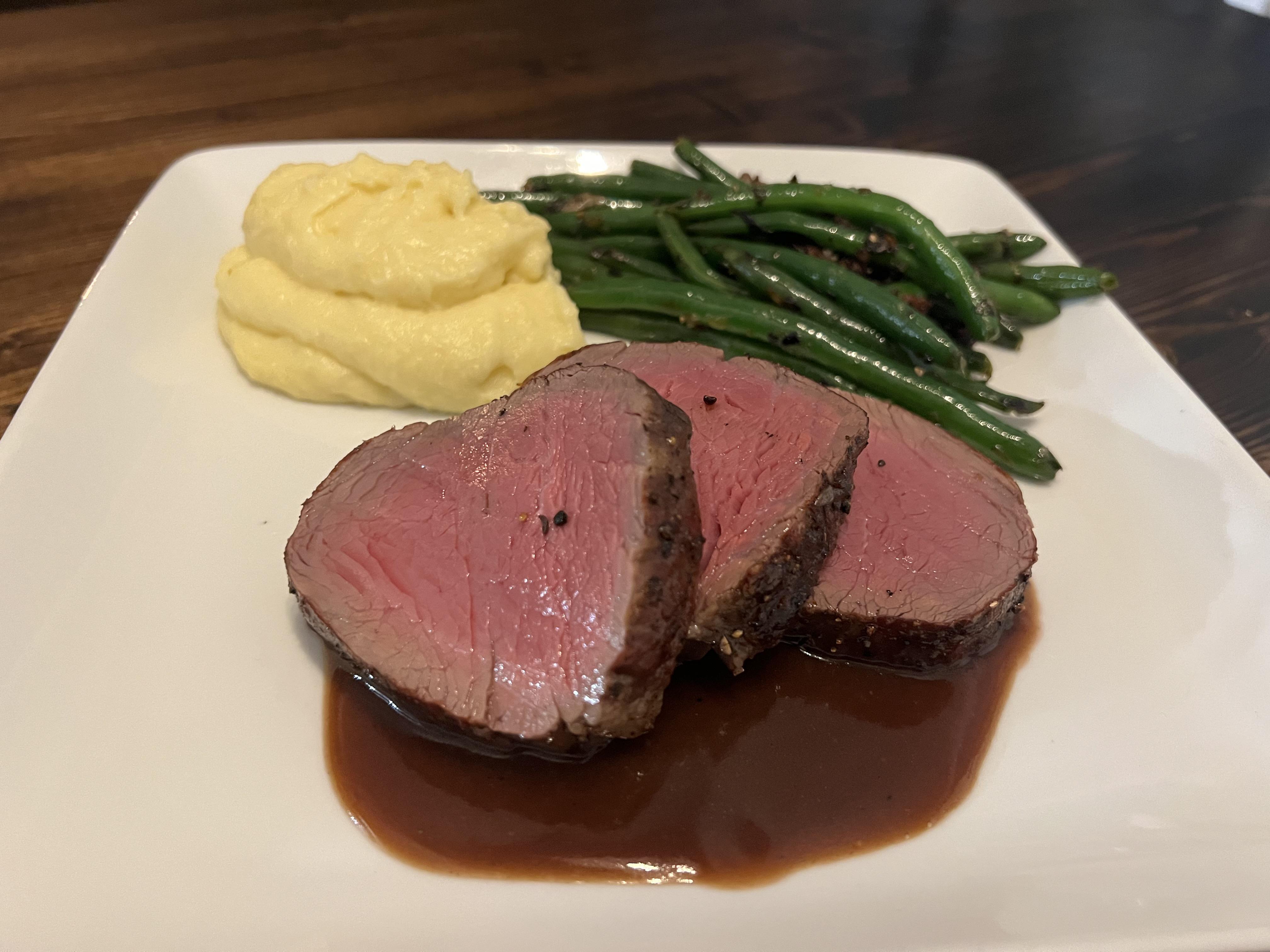 Chateaubriand, green beans, mashed potato w/port wine sauce - Dining and Cooking