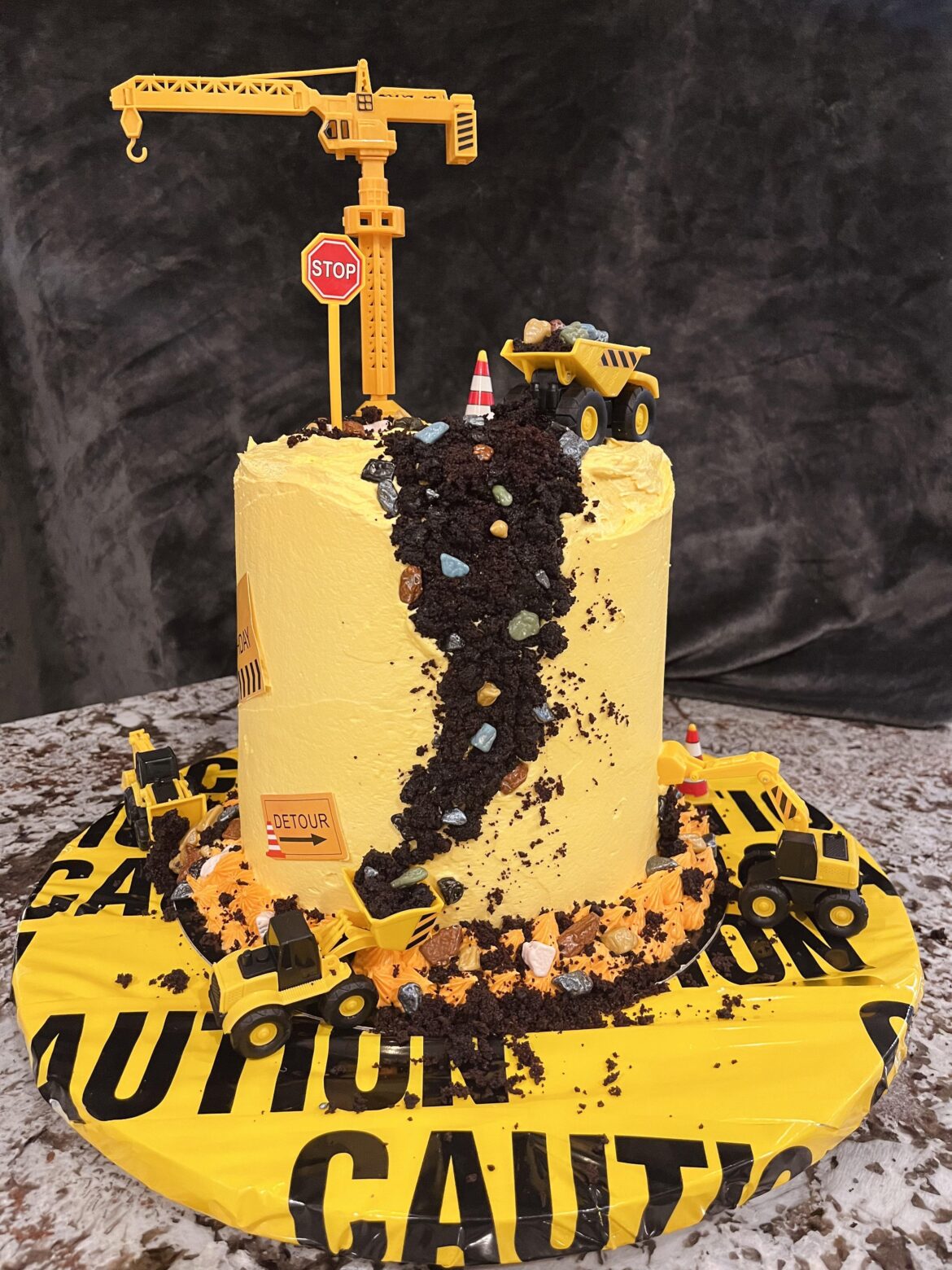 construction birthday cake! - Dining and Cooking