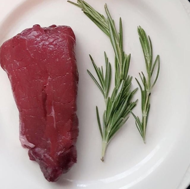 Small thick steak with loads of flavour - Dining and Cooking