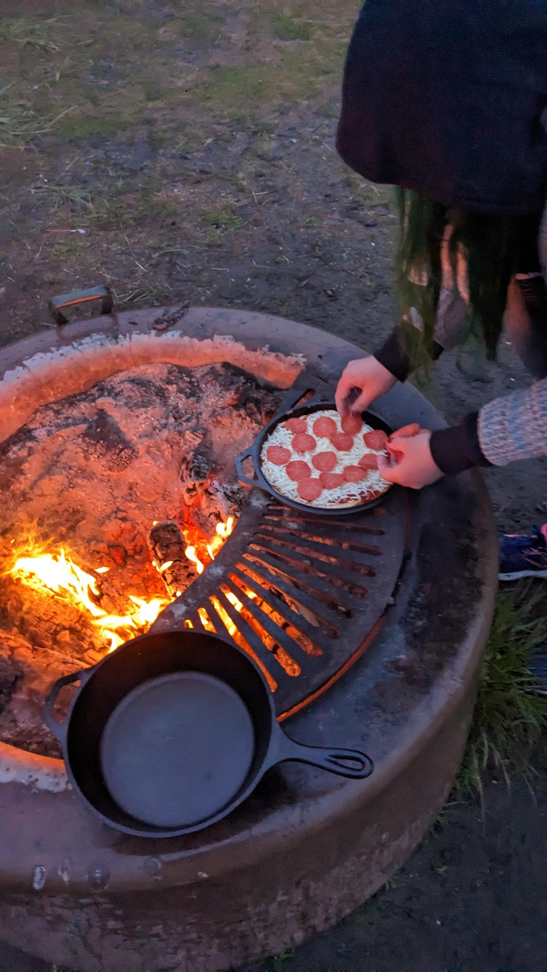 Camp fire pizza! - Dining and Cooking