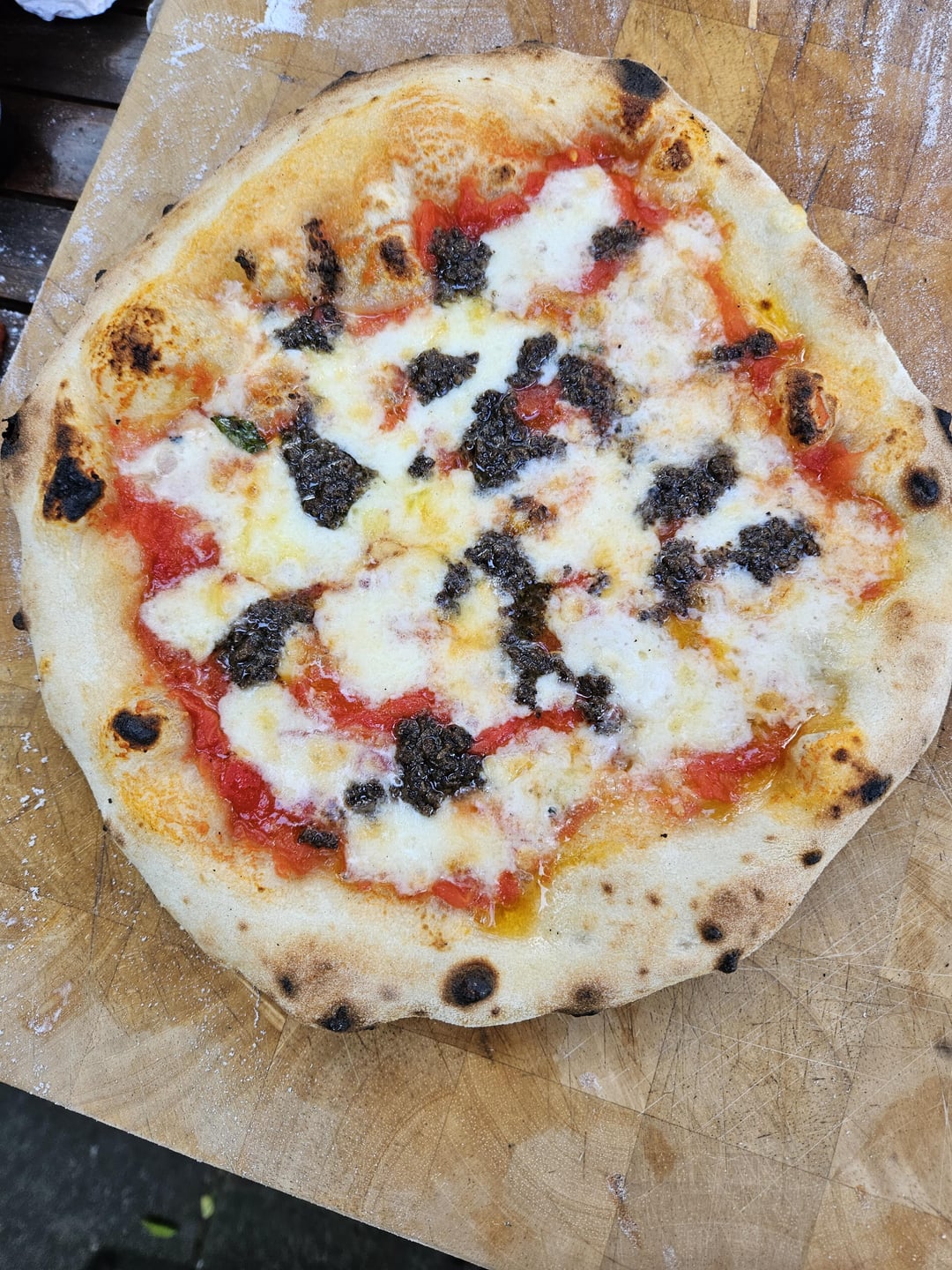 Last night's pizza. Truffle tapenade with Parma ham. 70% hydration ...