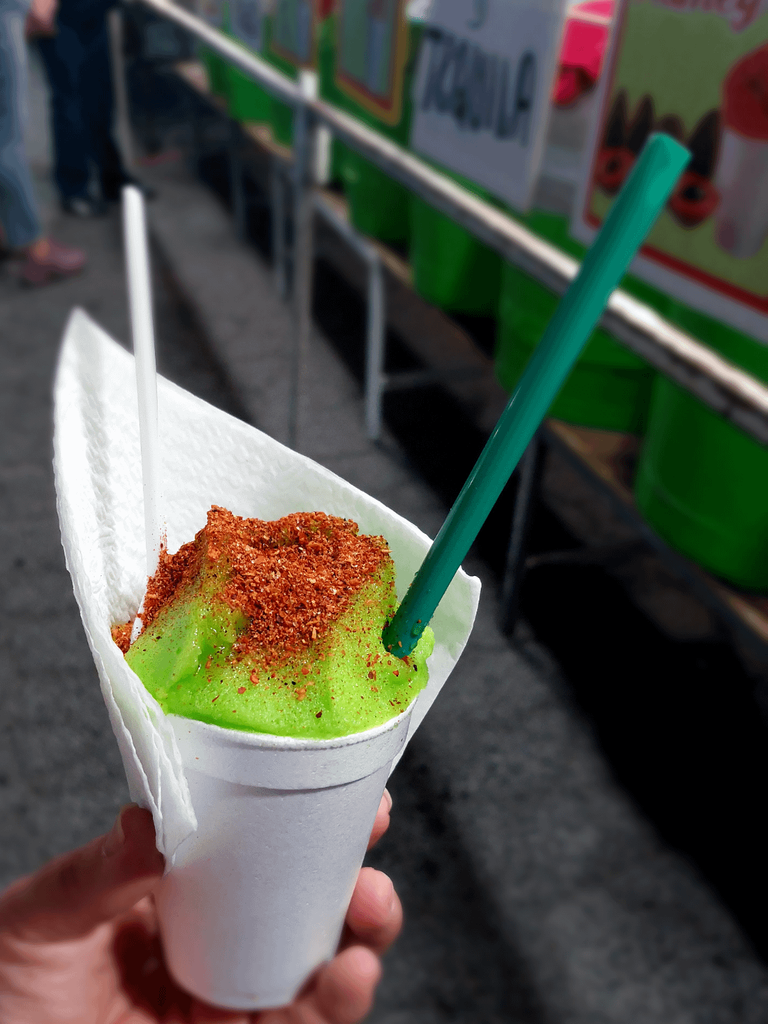 Nieve de limón estilo Jalisco, con tajin y chamoy - Dining and Cooking Nieve de limón estilo Jalisco, con tajin y chamoy - Dining and Cooking