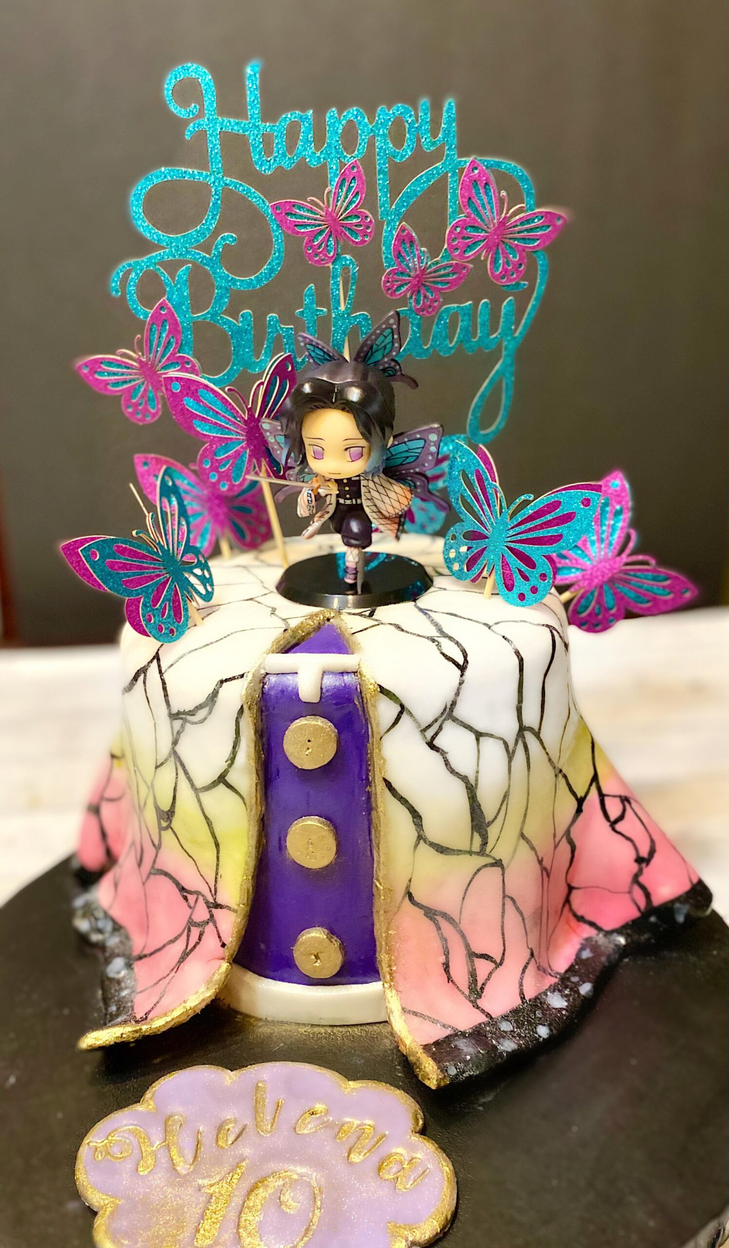 Demon Slayer Shinobu cake - Dining and Cooking