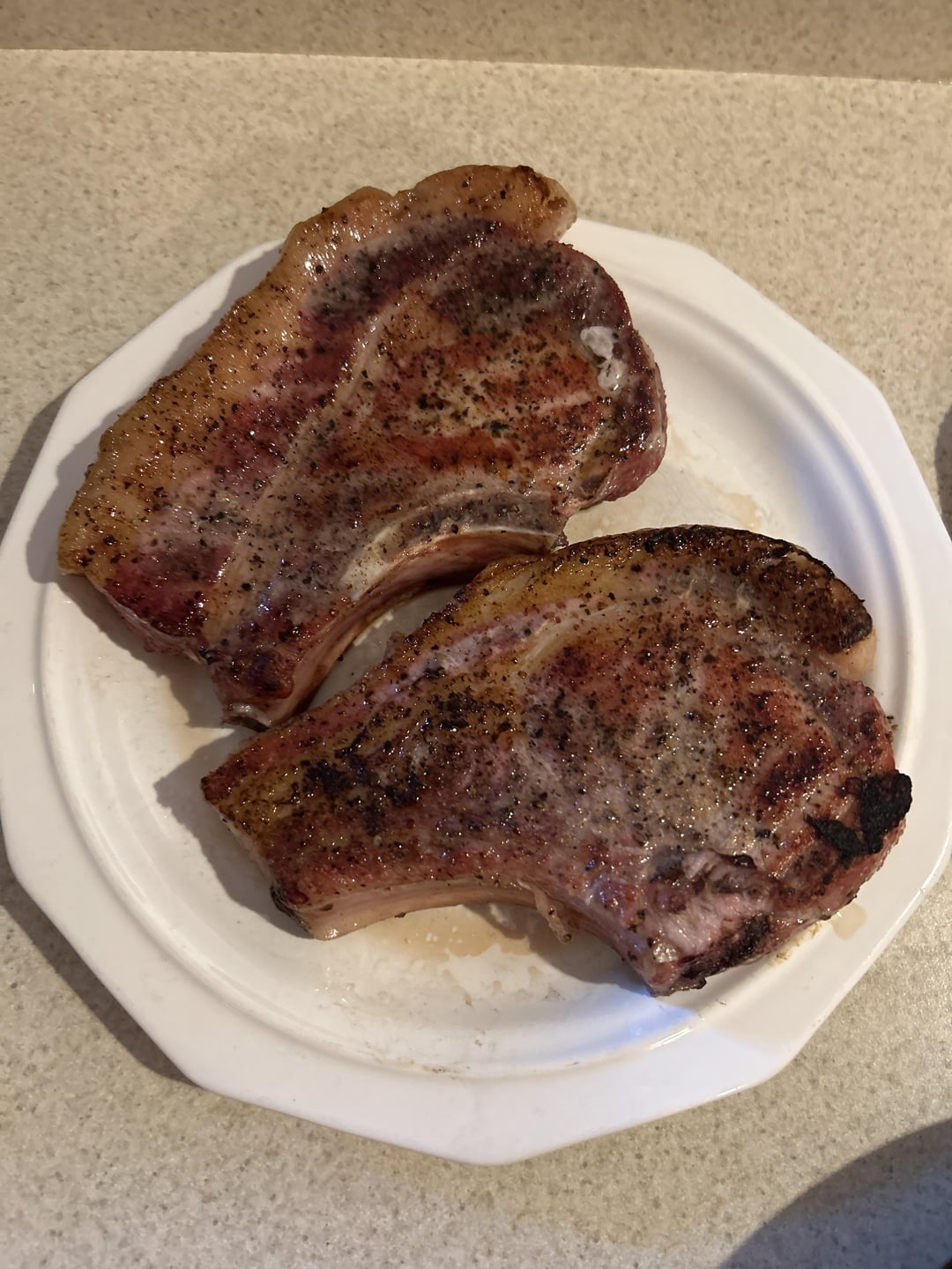 First cook on my classic 3. Pork chops were tasty! - Dining and Cooking