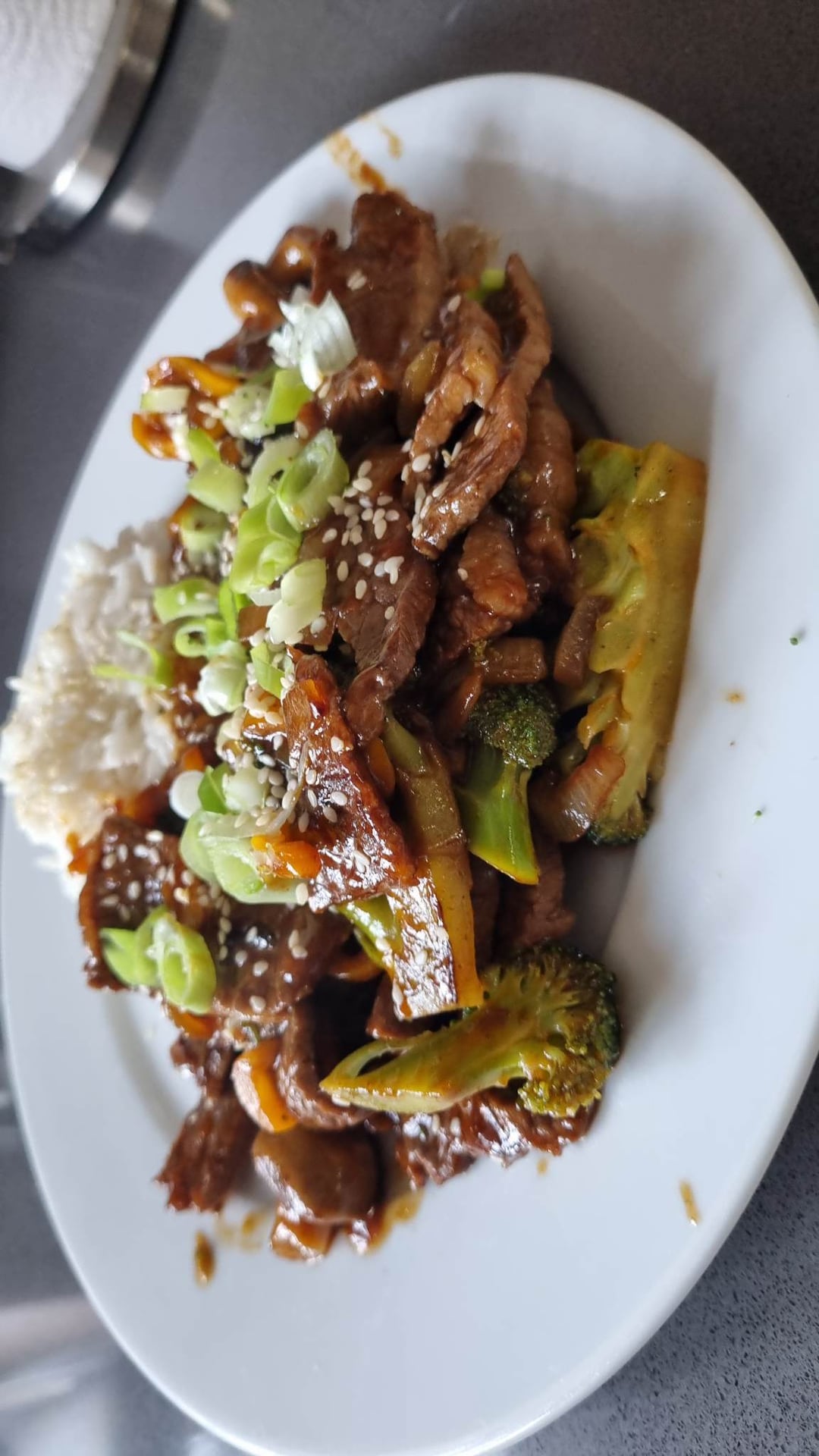 Mongolian Beef & Sitting out in the sun with a beer - Dining and Cooking