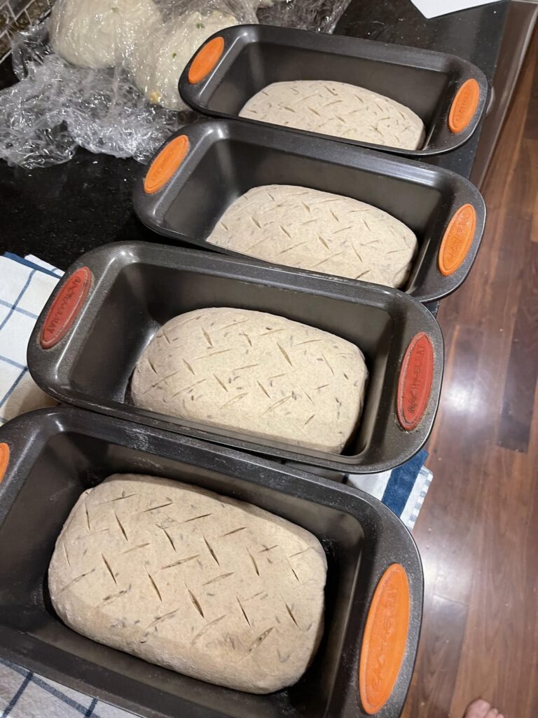 The effects of different score patterns on caraway rye sourdough ...