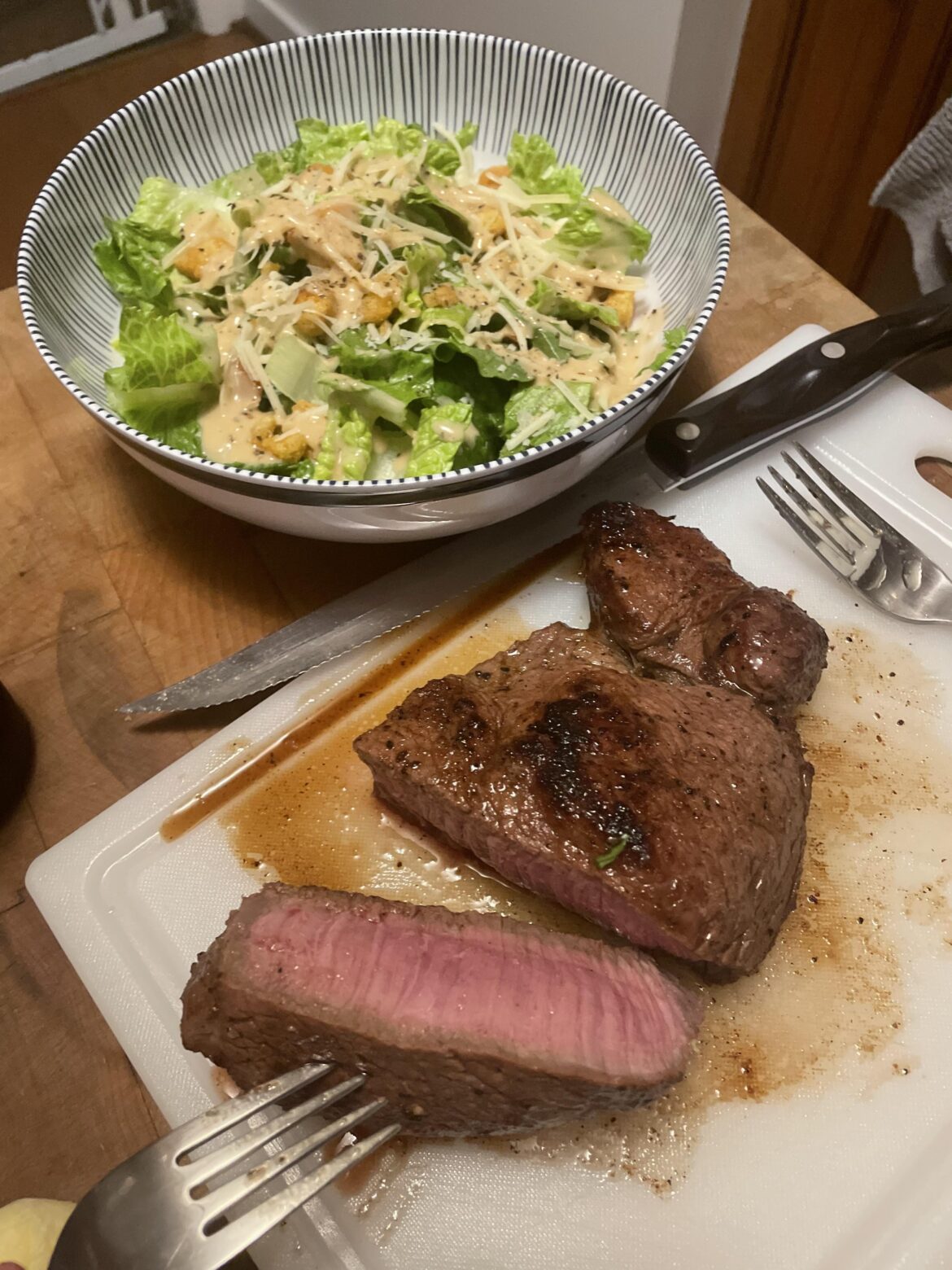 Steak and Salad for dinner last night. - Dining and Cooking