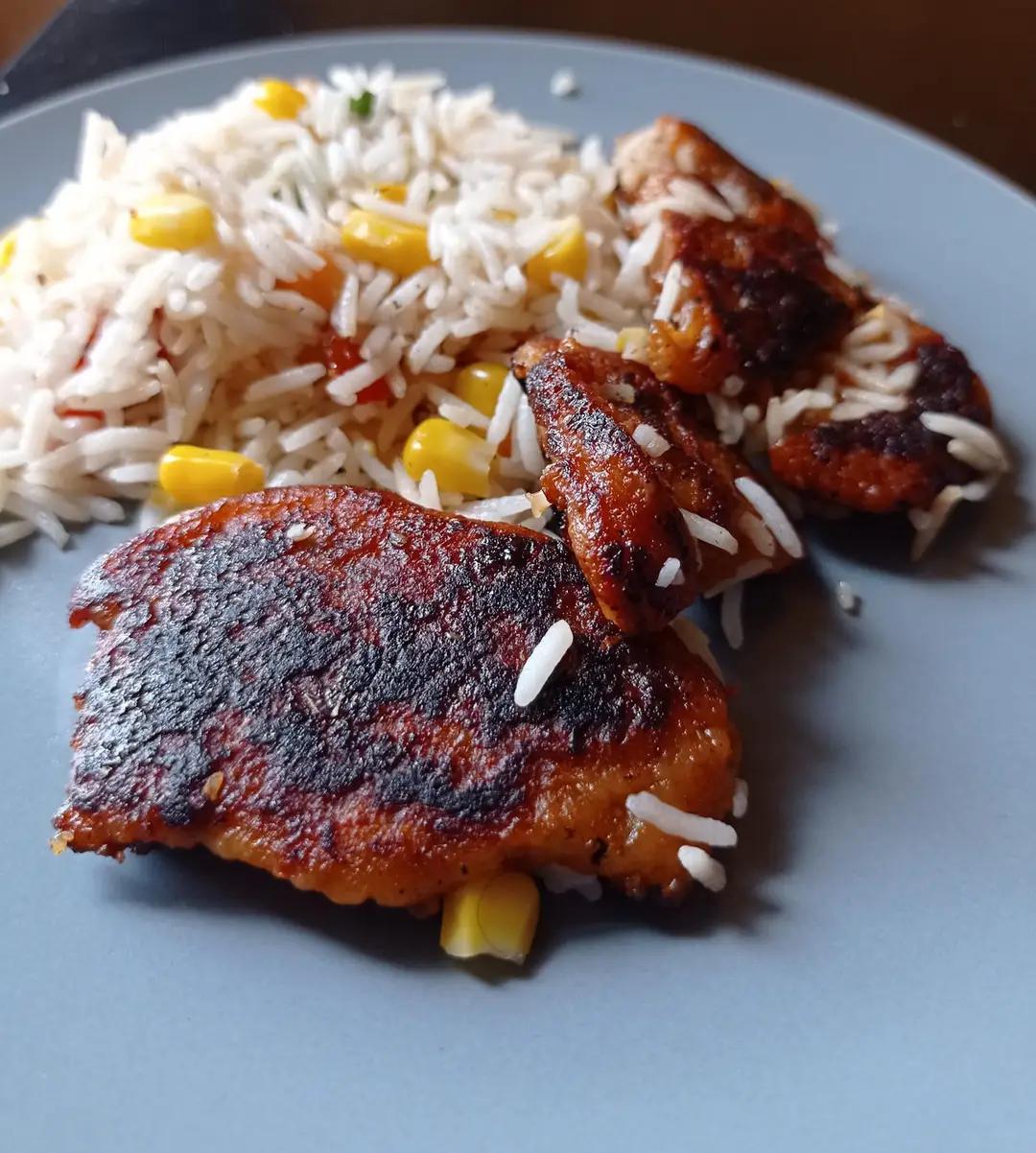 Meatless "chicken", Seitan with basmati rice and veg mix. - Dining and ...