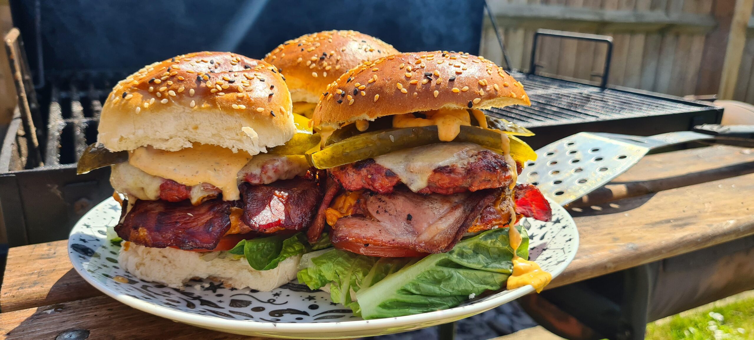 BURGER - Dining and Cooking