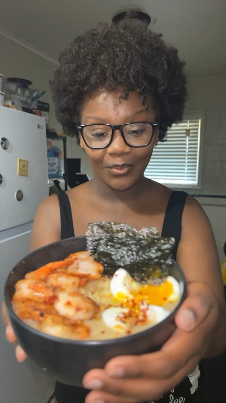 Myojo Frozen Ramen - Dining and Cooking