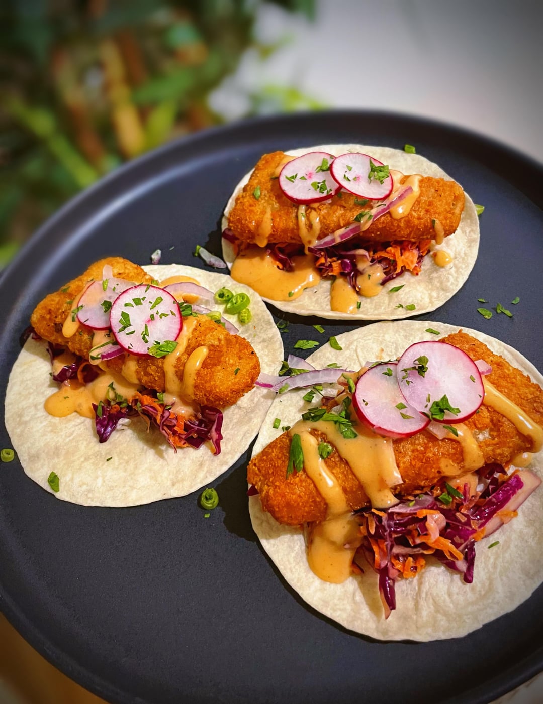 Some of this weeks meals 🙂 Fish tacos - 650 calories, Honey Garlic BBQ ...