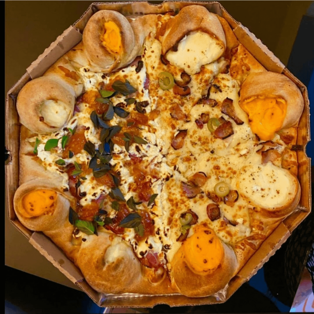 Cheddar volcano crust - Dining and Cooking