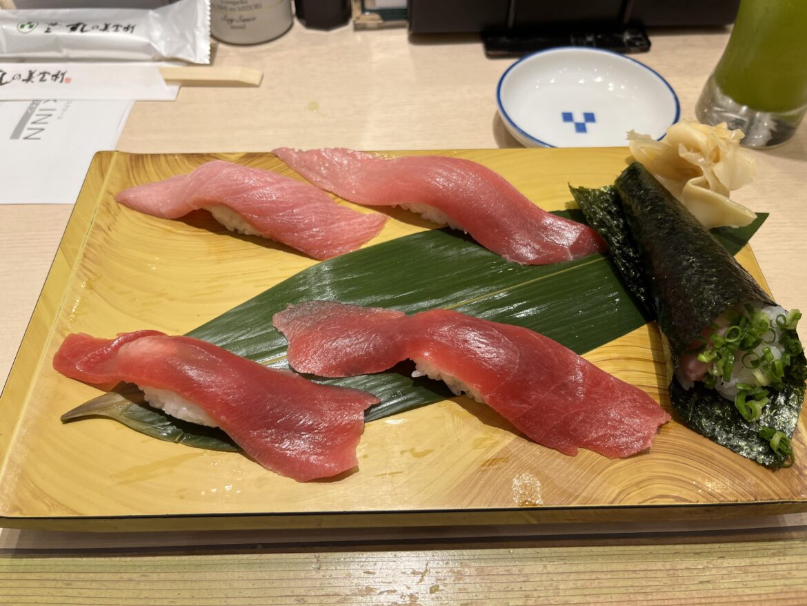 Tuna nigiri and temaki from Sushi no Midori - Dining and Cooking