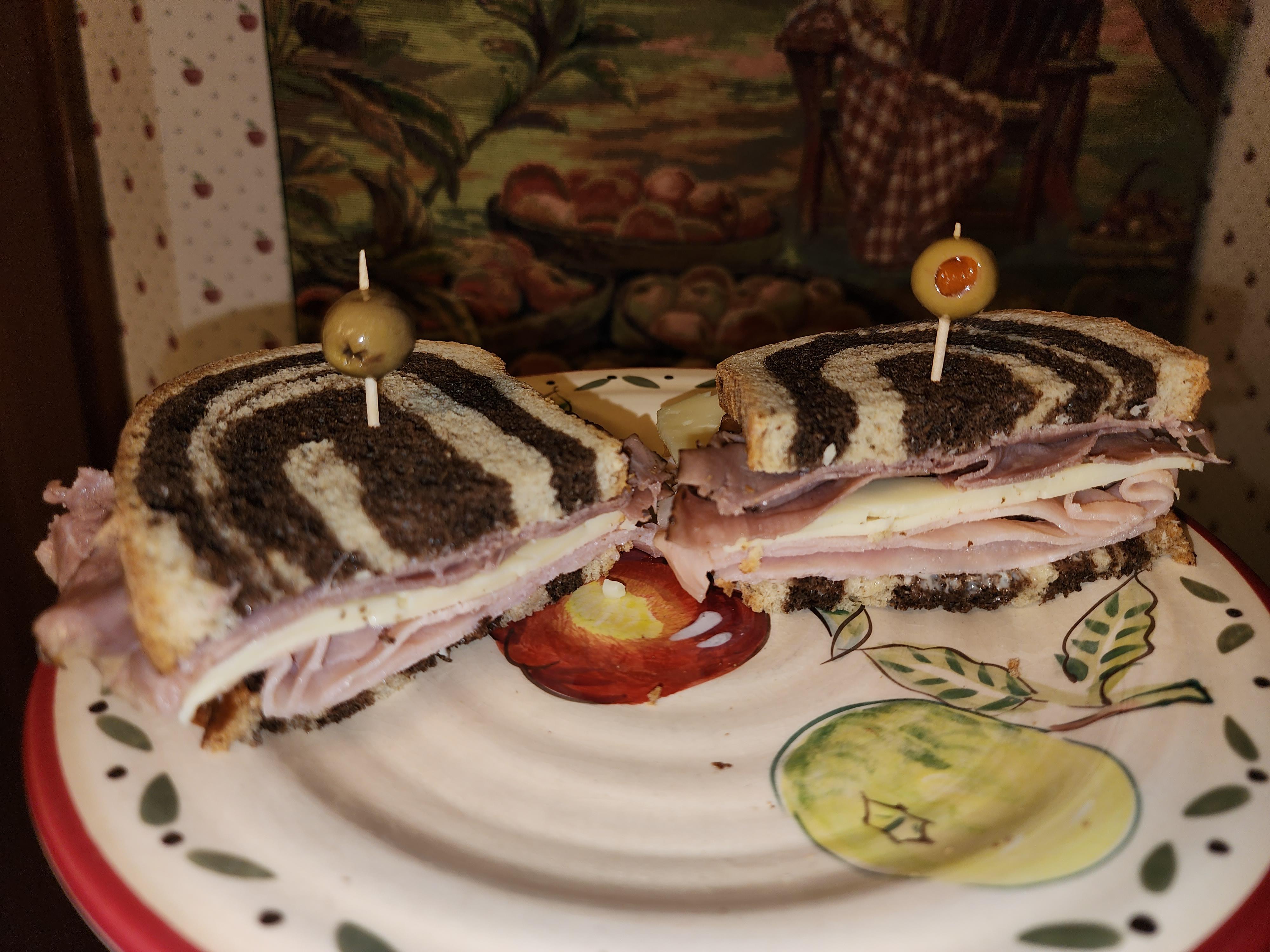 Turkey Roast beef and havarti on marble rye - Dining and Cooking