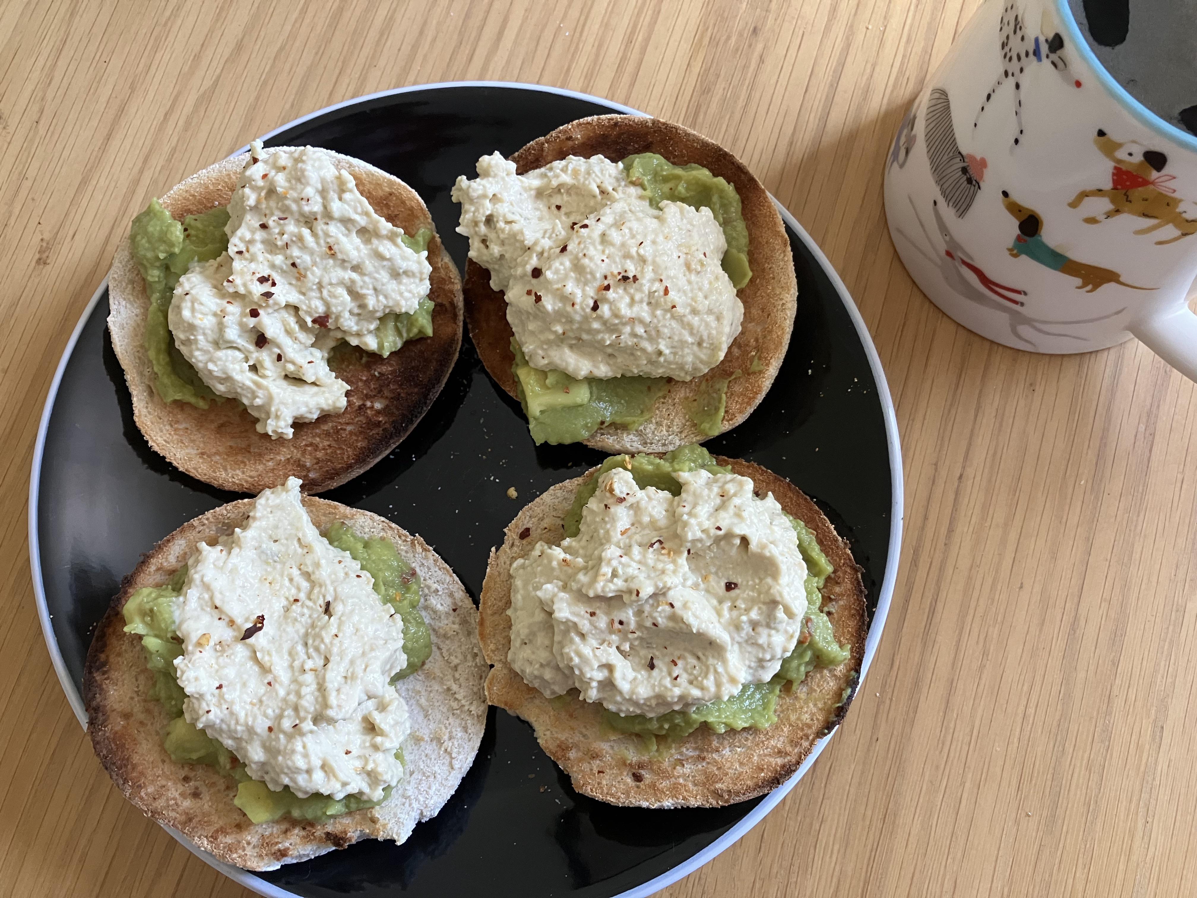Toasted muffins with smashed avocado and hummus - Dining and Cooking
