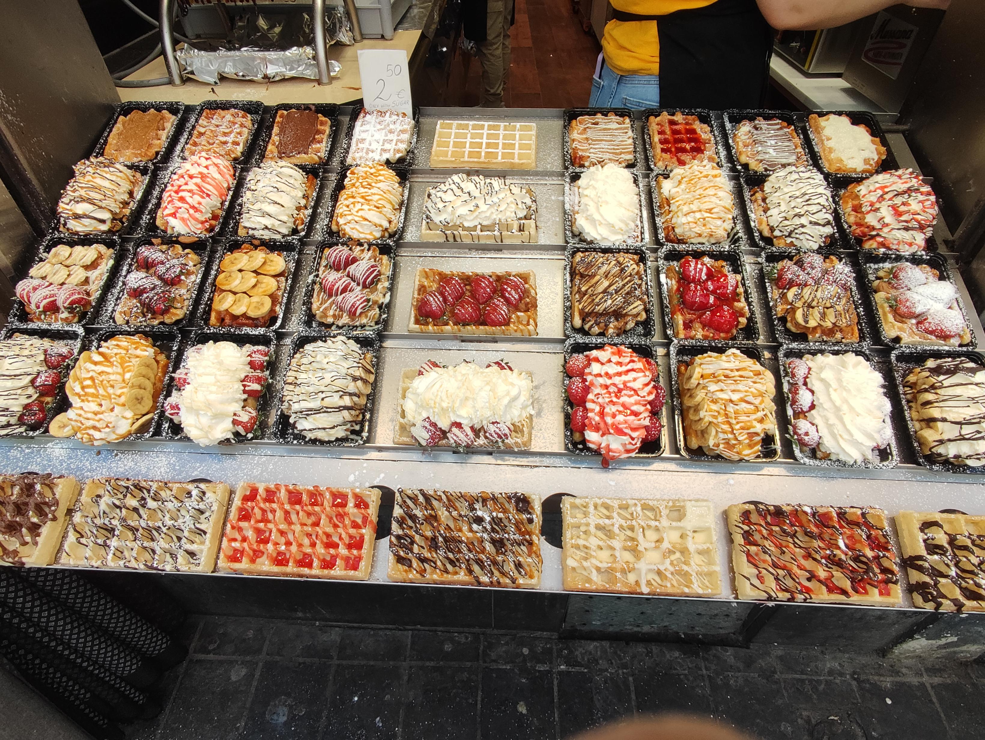 [I ate] Different types of waffles - Dining and Cooking