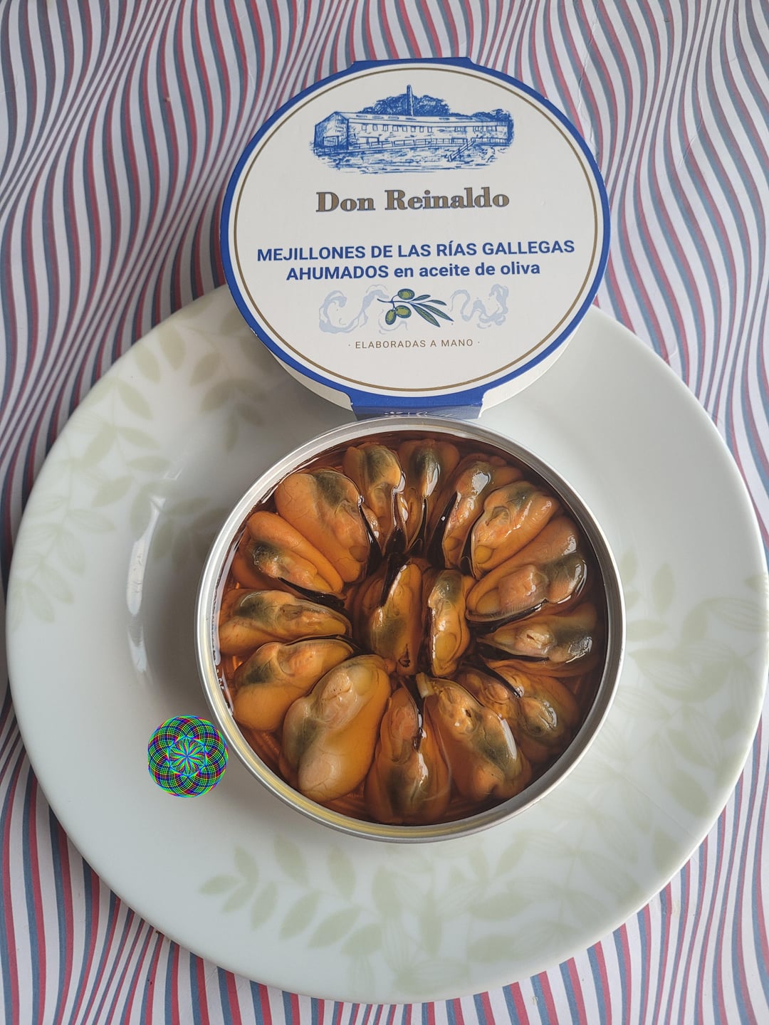 Don Reinaldo Smoked Mussels in olive oil - Dining and Cooking