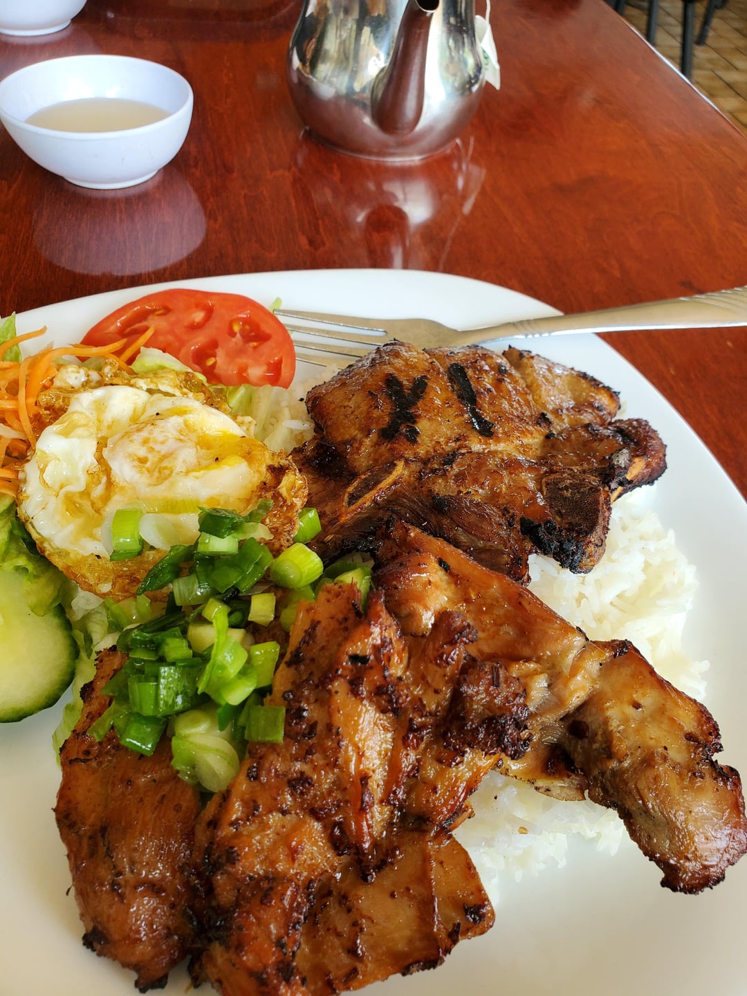 Vietnamese Grilled Chicken and Grilled Porkchop - Dining and Cooking