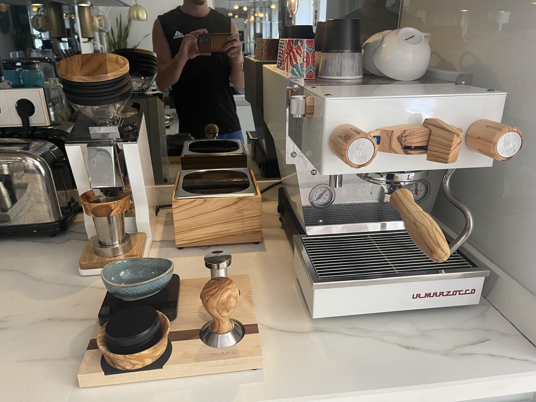 And baby you can turn her on… La Marzocco Linea Micra with Olive Wood ...