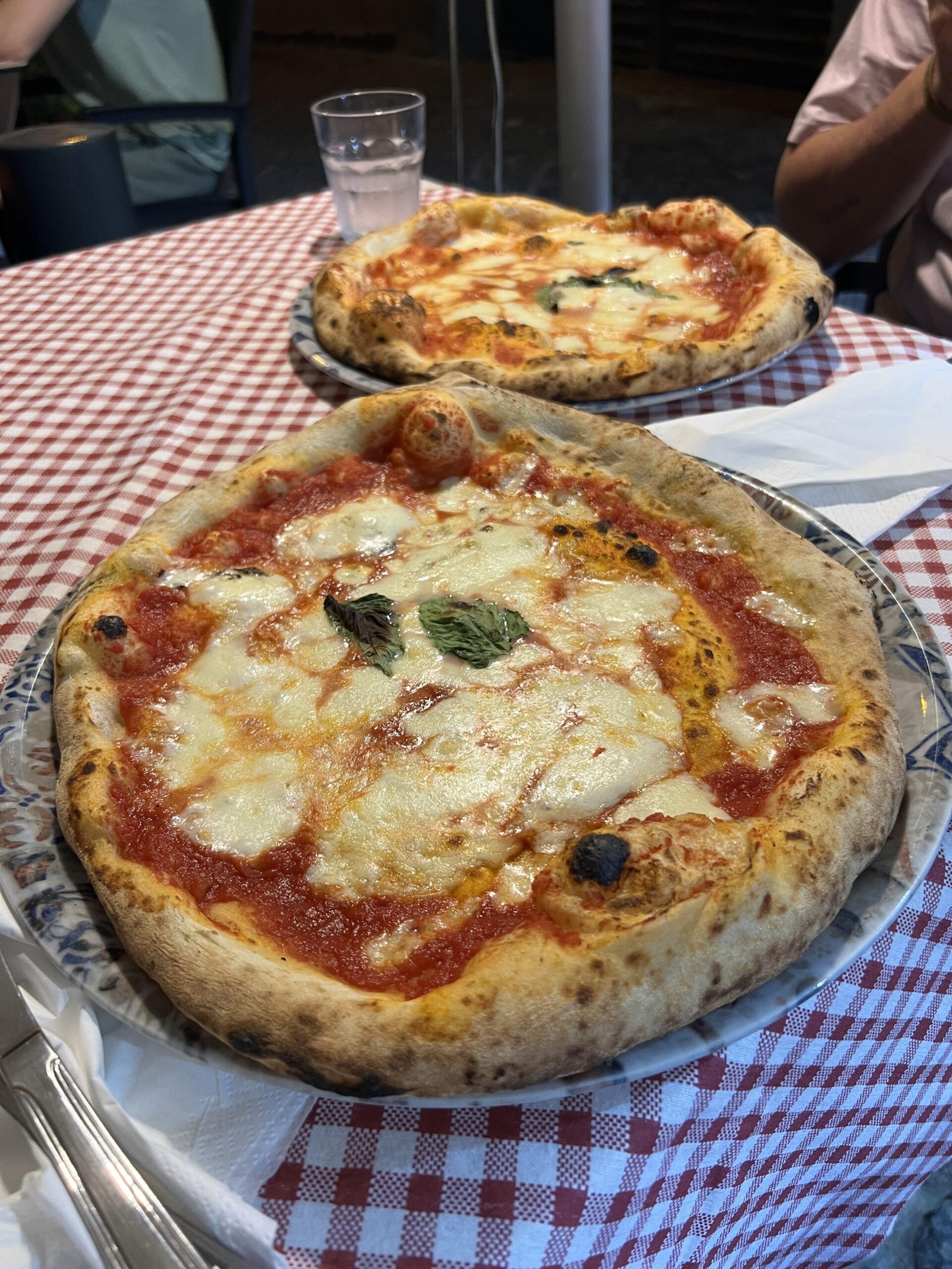 trattoria pizzeria bella napoli. naples, italy - Dining and Cooking