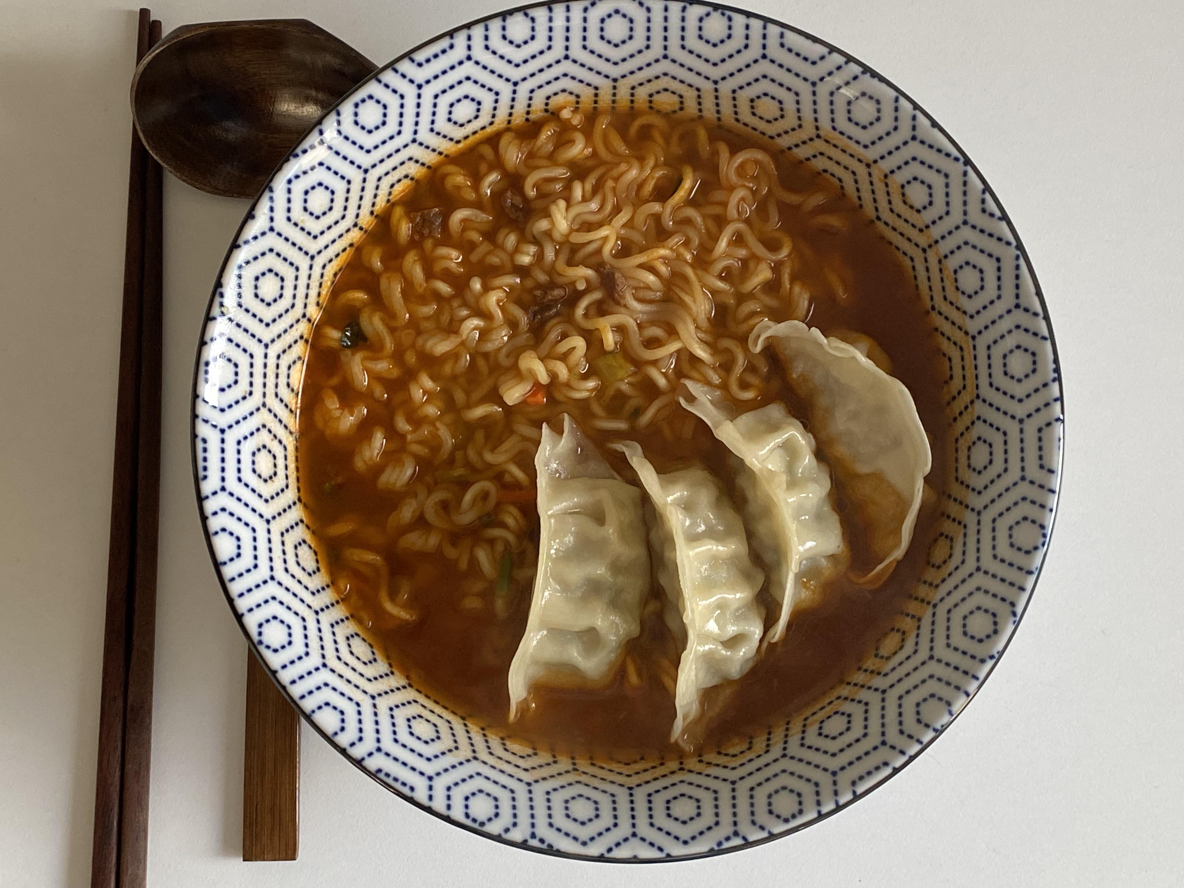 Samyang ramen with Gyoza - Dining and Cooking