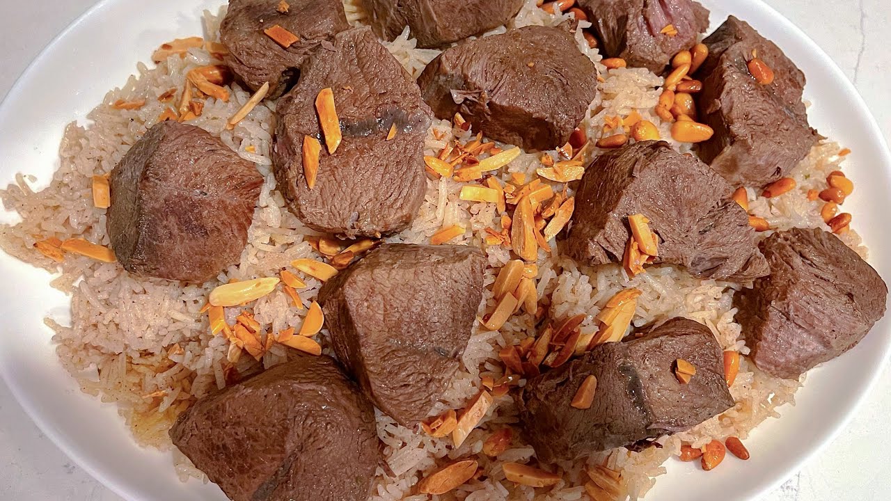Lebanese Oozé/ Mansaf (Mansef) | Seasoned Rice with Meat & Roasted Nuts ...