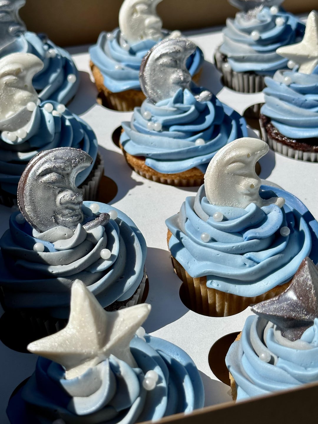 Celestial Cupcakes - Dining and Cooking