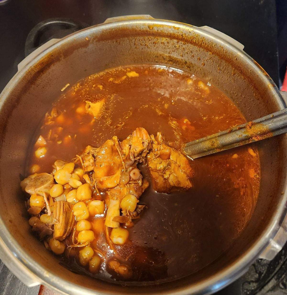 Pozole Para La Cruda en La Olla De Presion - Dining and Cooking