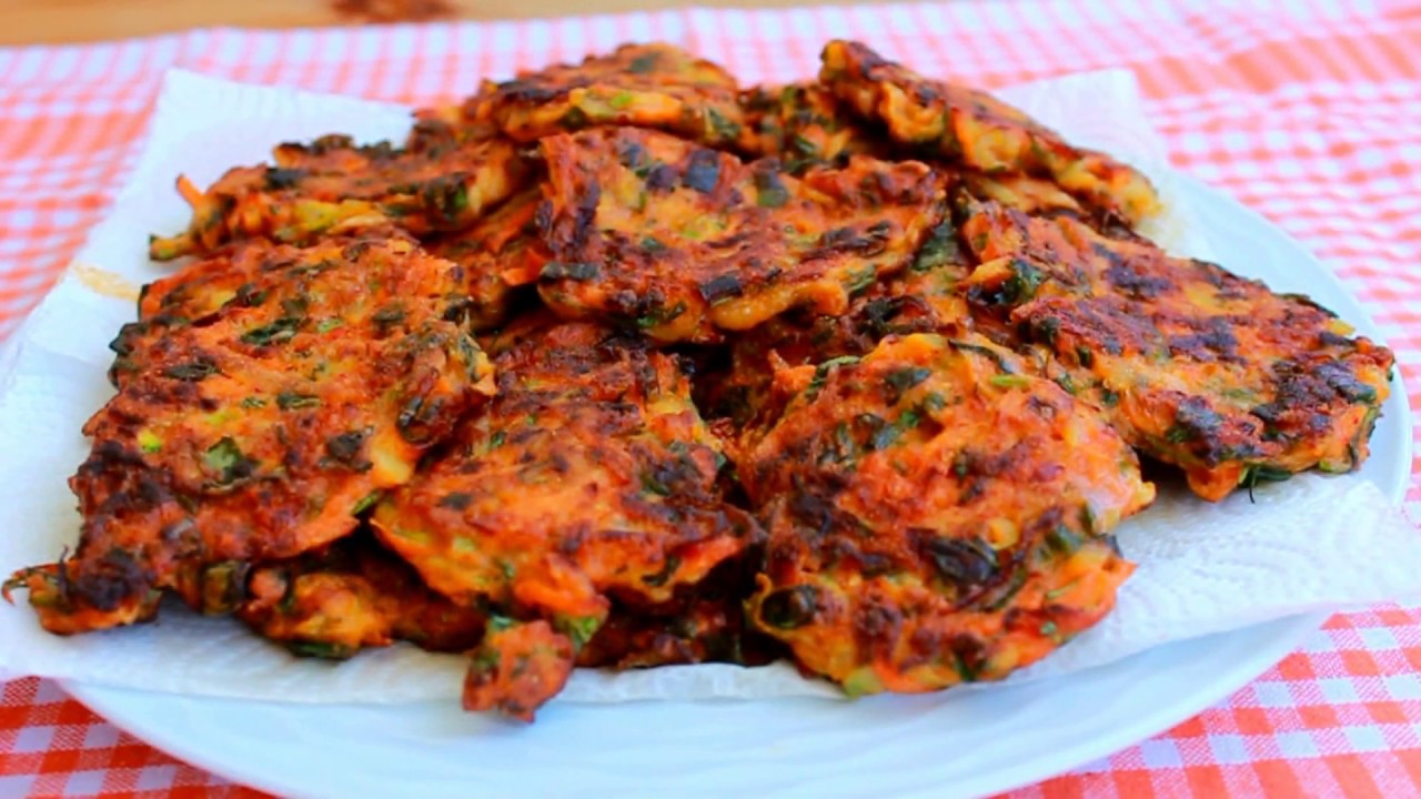 Turkish Zucchini Fritters Recipe | Courgette Patties | Mucver - Dining ...