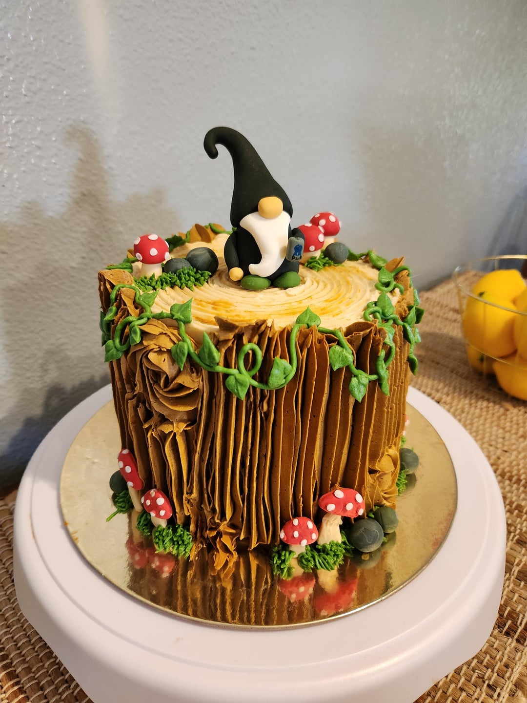 A cake I did for a gnome loving homie (with tiny PBR in hand) - Dining ...